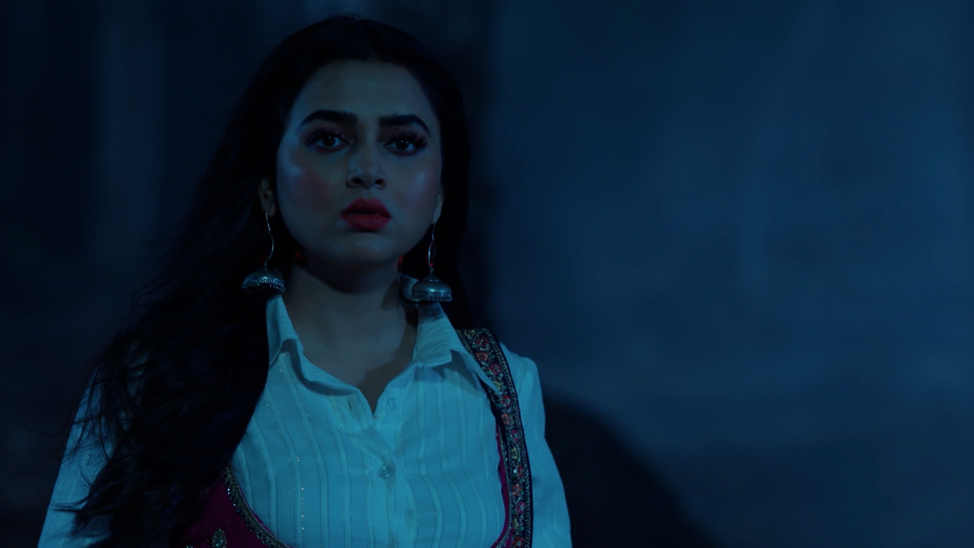 Watch Naagini S6 Episode 200 on JioHotstar