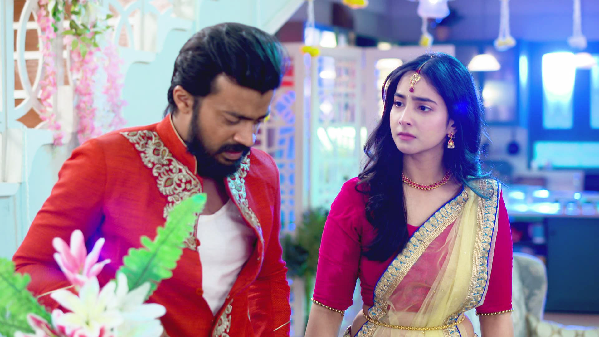 Watch Mon Phagun Episode 323 on JioHotstar