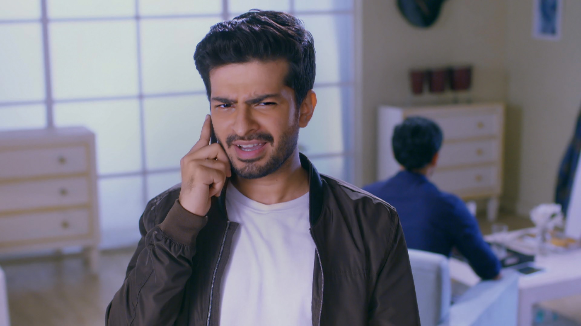 Watch Sumreet's Romantic Plan Online
