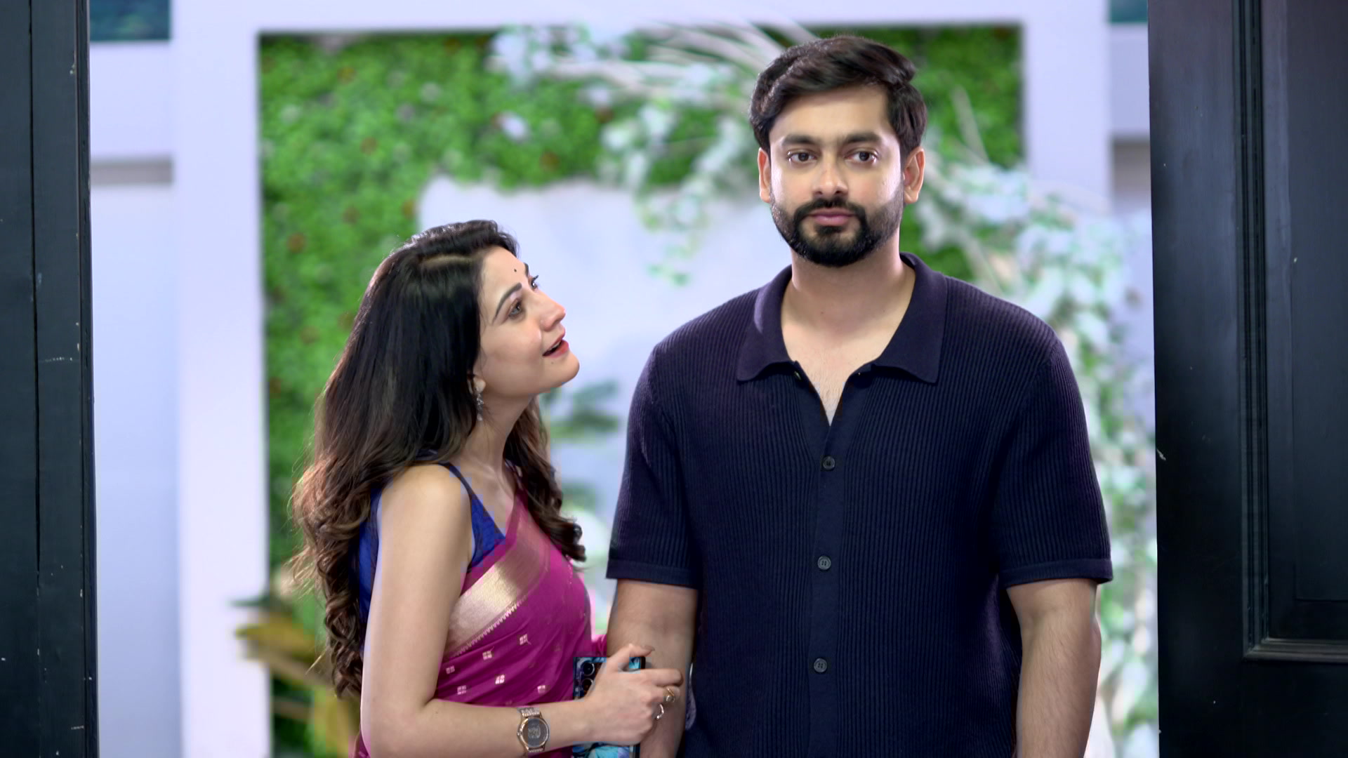 Watch Grihoprobesh Episode 228 on JioHotstar