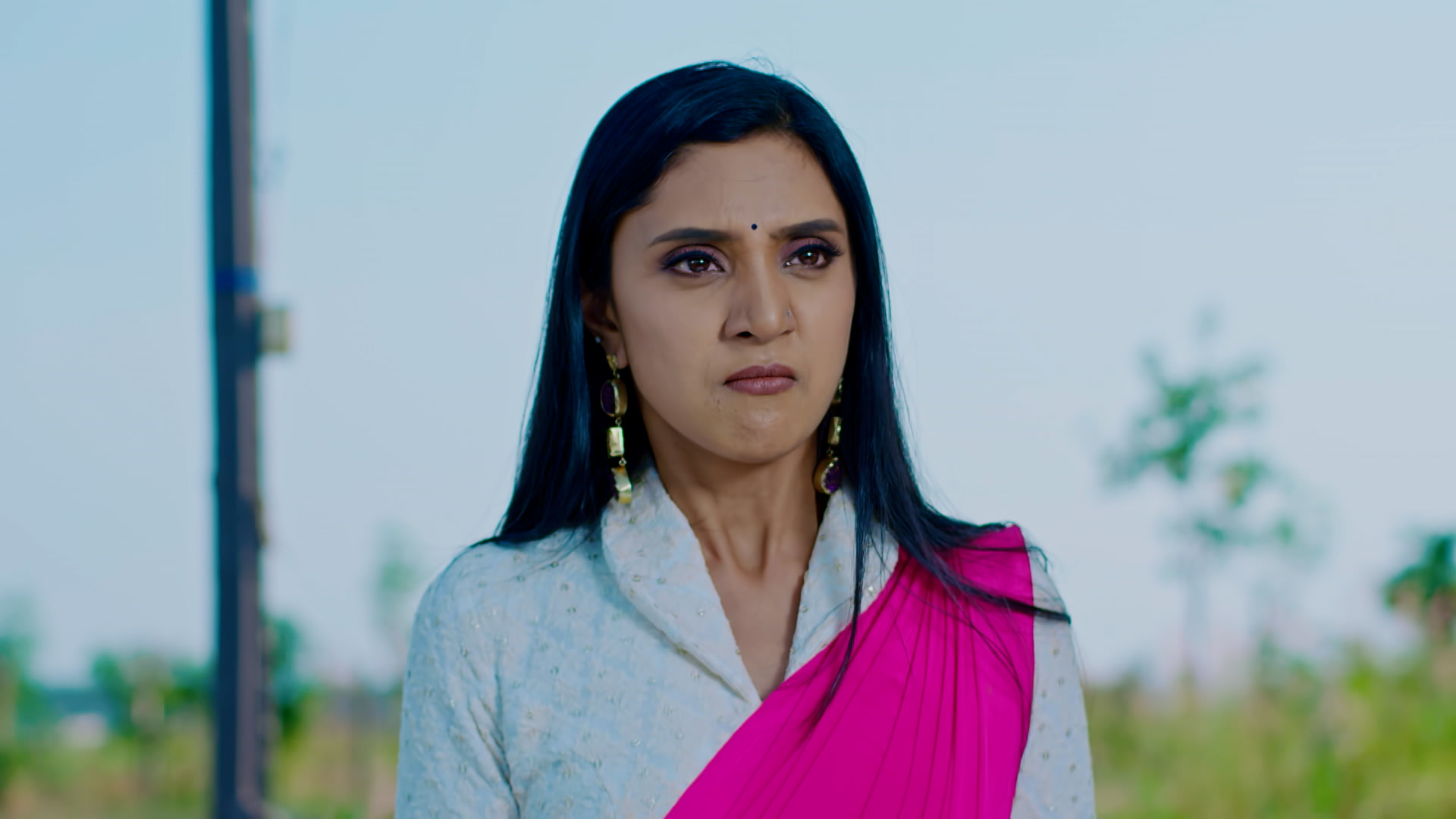 Watch Drishti Bottu Episode 148 on JioHotstar