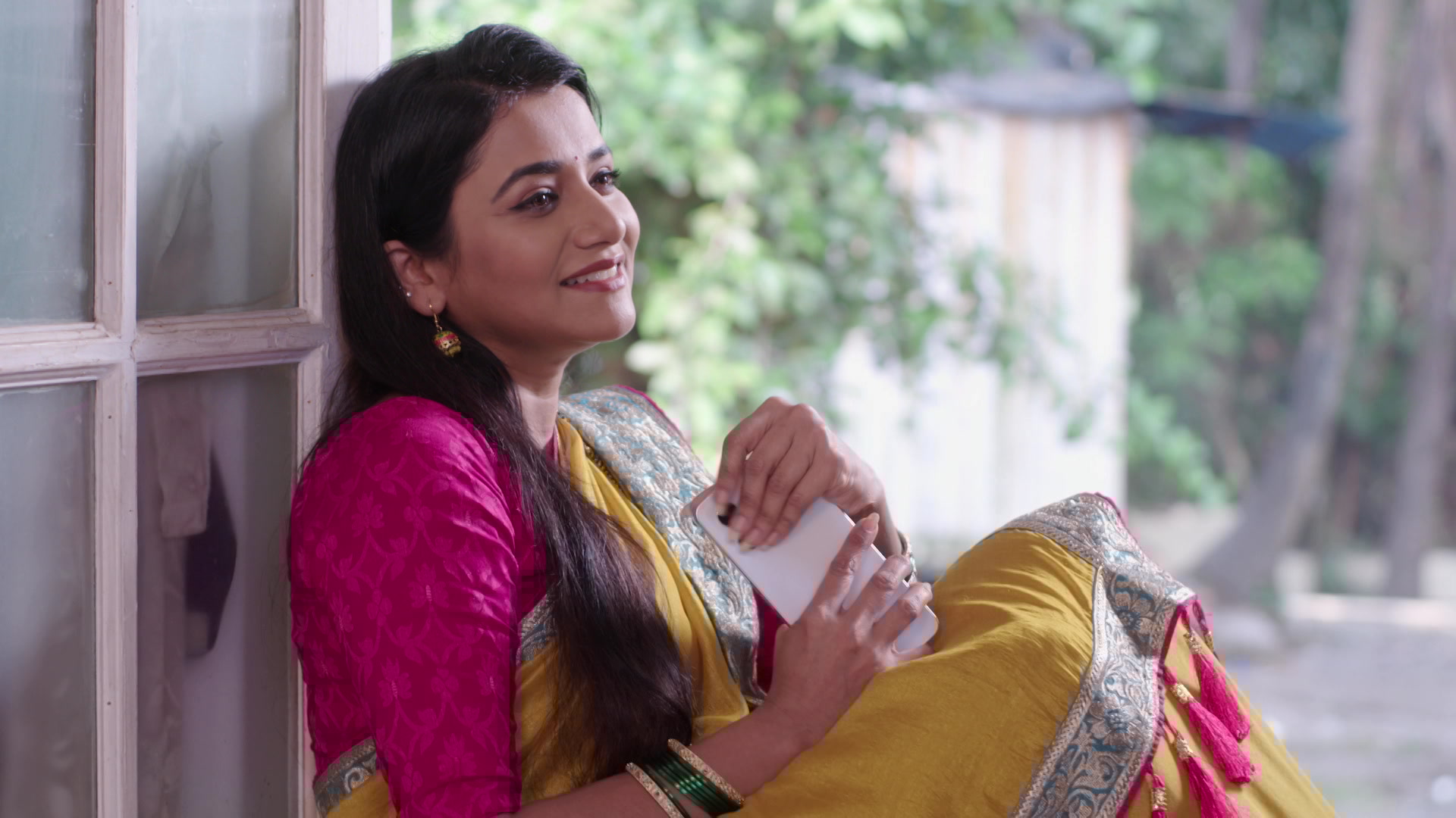 Watch Tharala Tar Mag Episode 650 on JioHotstar