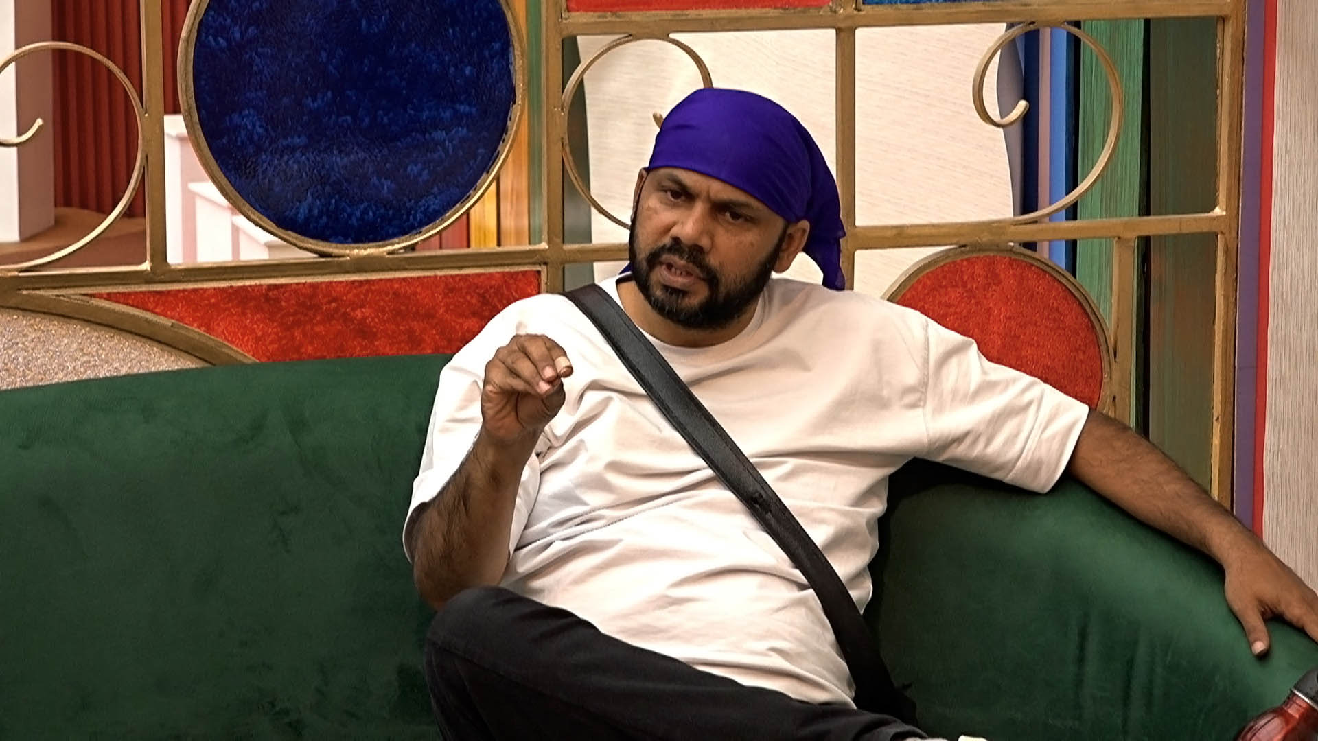 S9 Extra Cuts: A Conversation Without Closure - JioHotstar