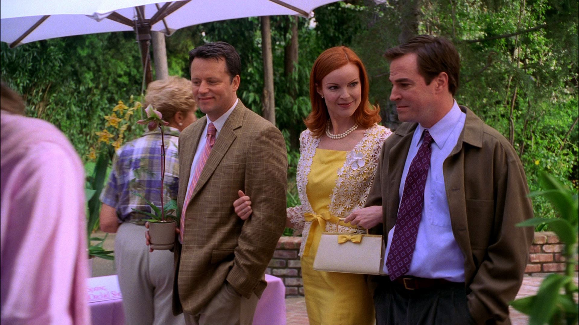 Watch Desperate Housewives S1 Episode 20 on Disney+