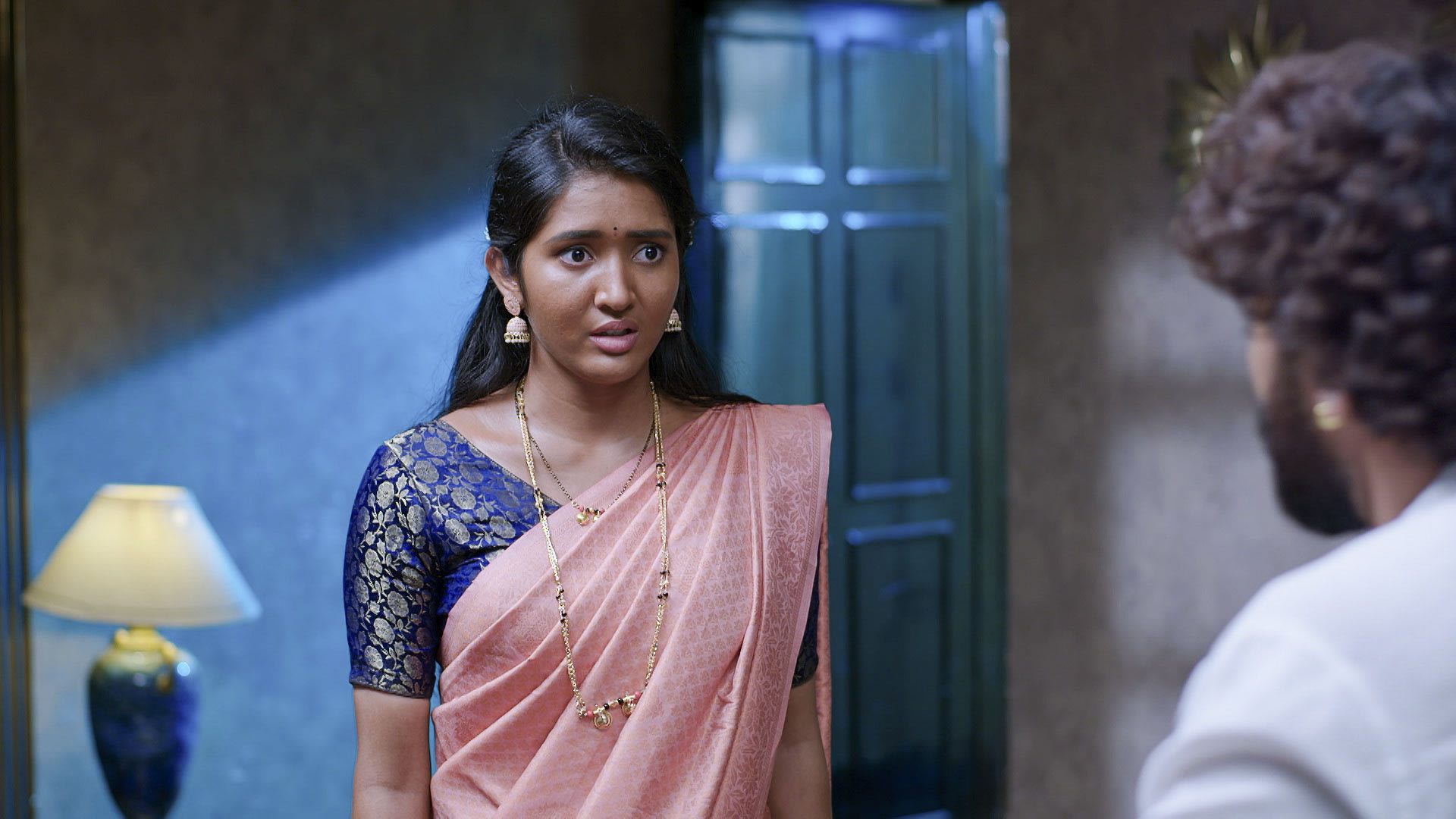 Watch Drishti Bottu Episode 242 on JioHotstar