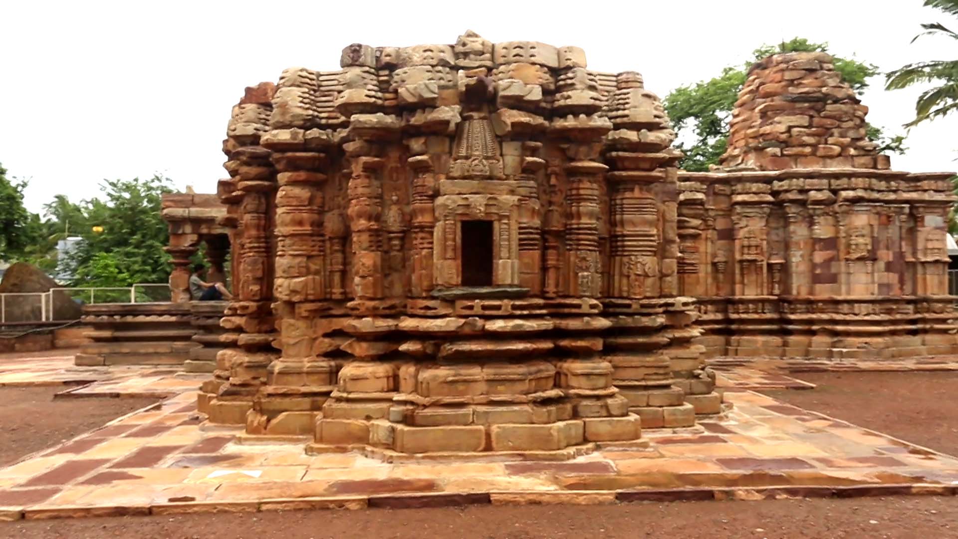 Watch Amargol's Banashankari Temple Online