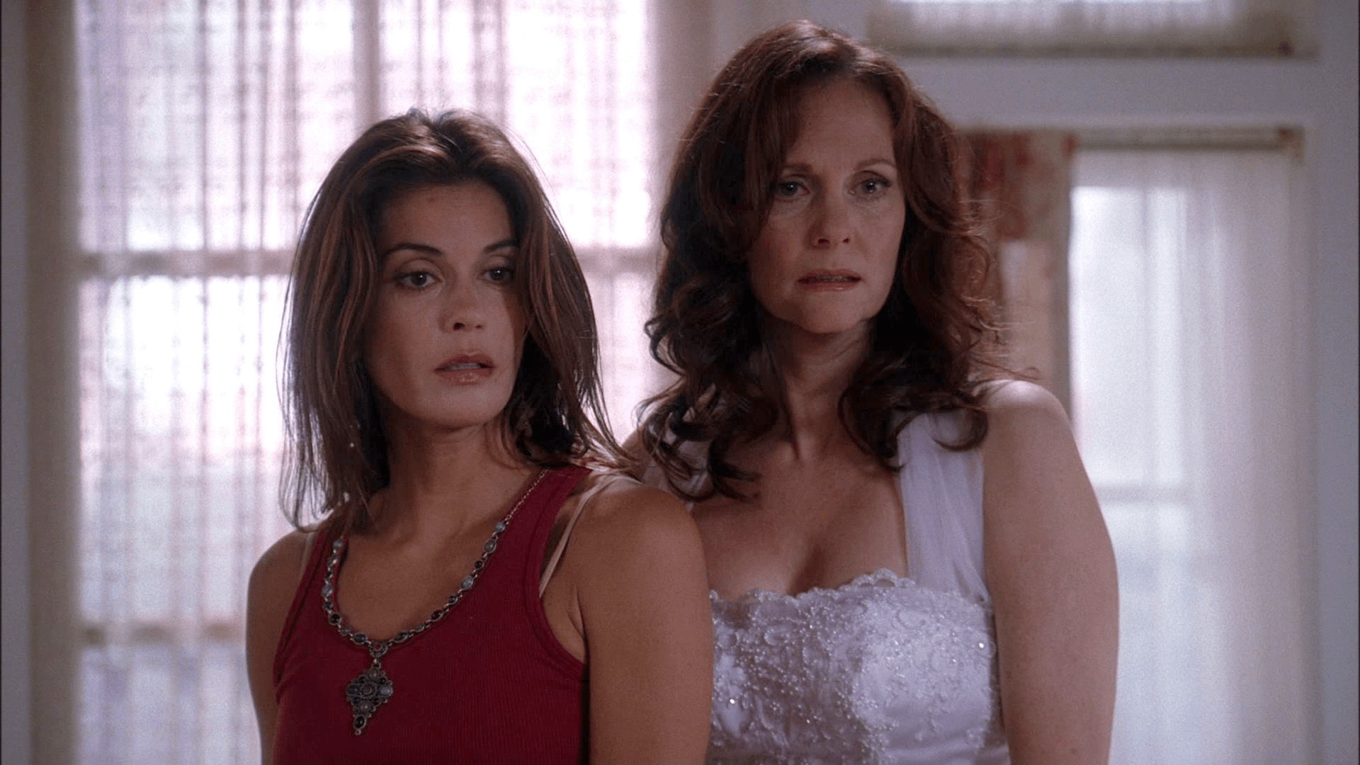 Watch Desperate Housewives Episode 6 on Disney+ Kuwait | English ...
