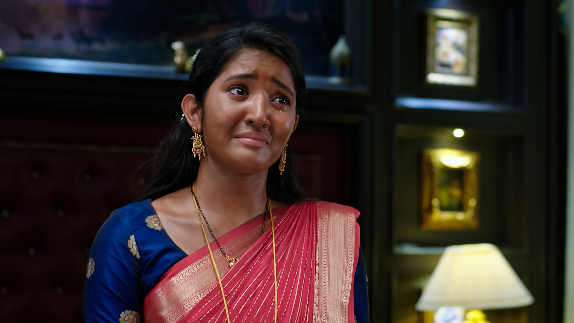 Watch Drishti Bottu Episode 193 on JioHotstar