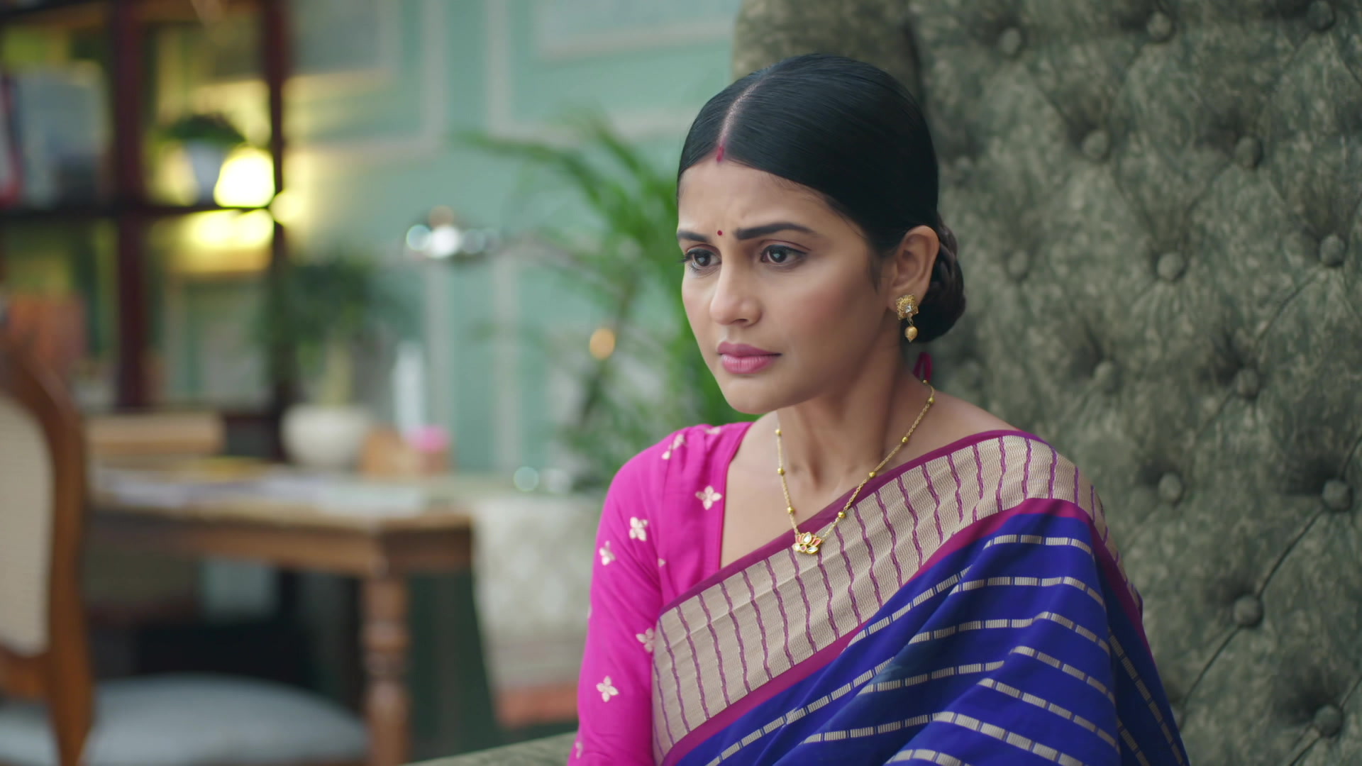 Watch Ishani S1 Episode 22 on JioHotstar