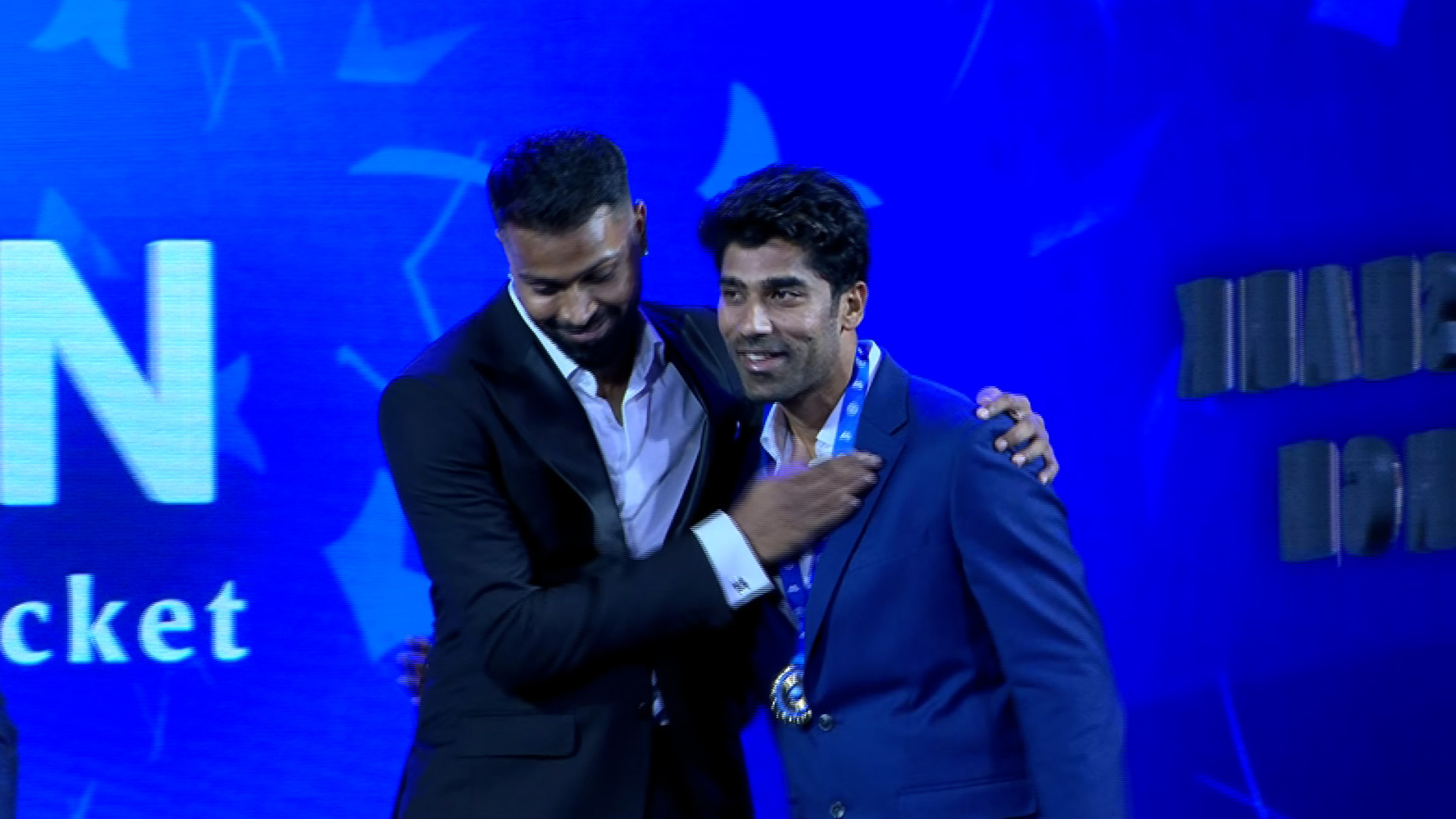 Shashank Wins Lala Amarnath Award