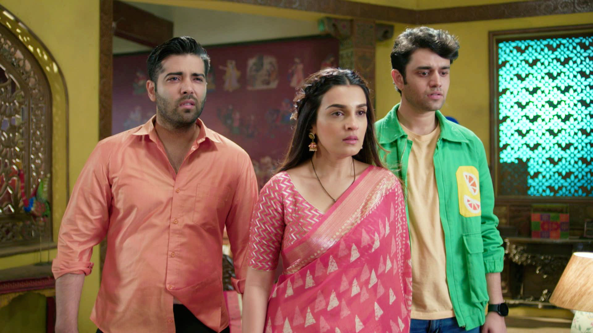 Watch Pandya Store S1 Episode 438 on JioHotstar