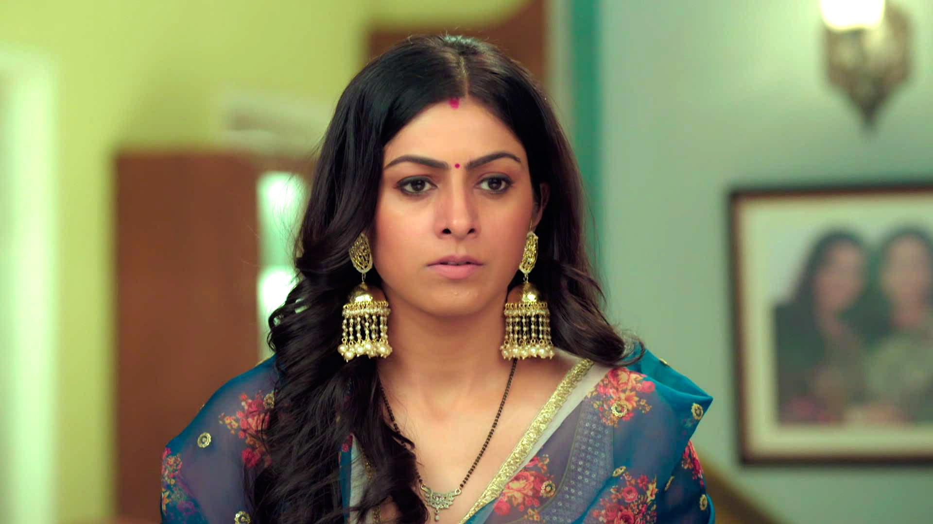 Watch Yeh Jhuki Jhuki Si Nazar S1 Episode 85 on JioHotstar