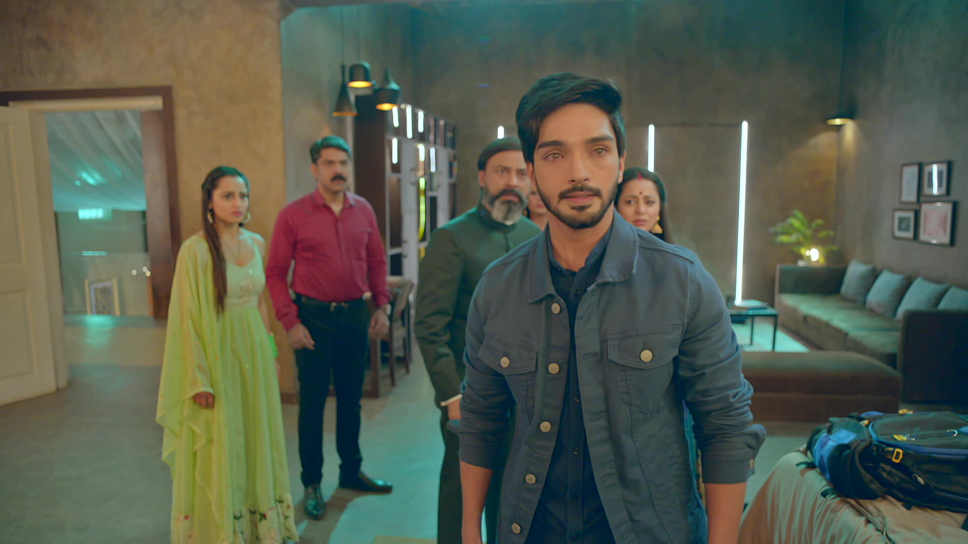 Watch Nazar S1 Episode 391 on Disney+ Hotstar