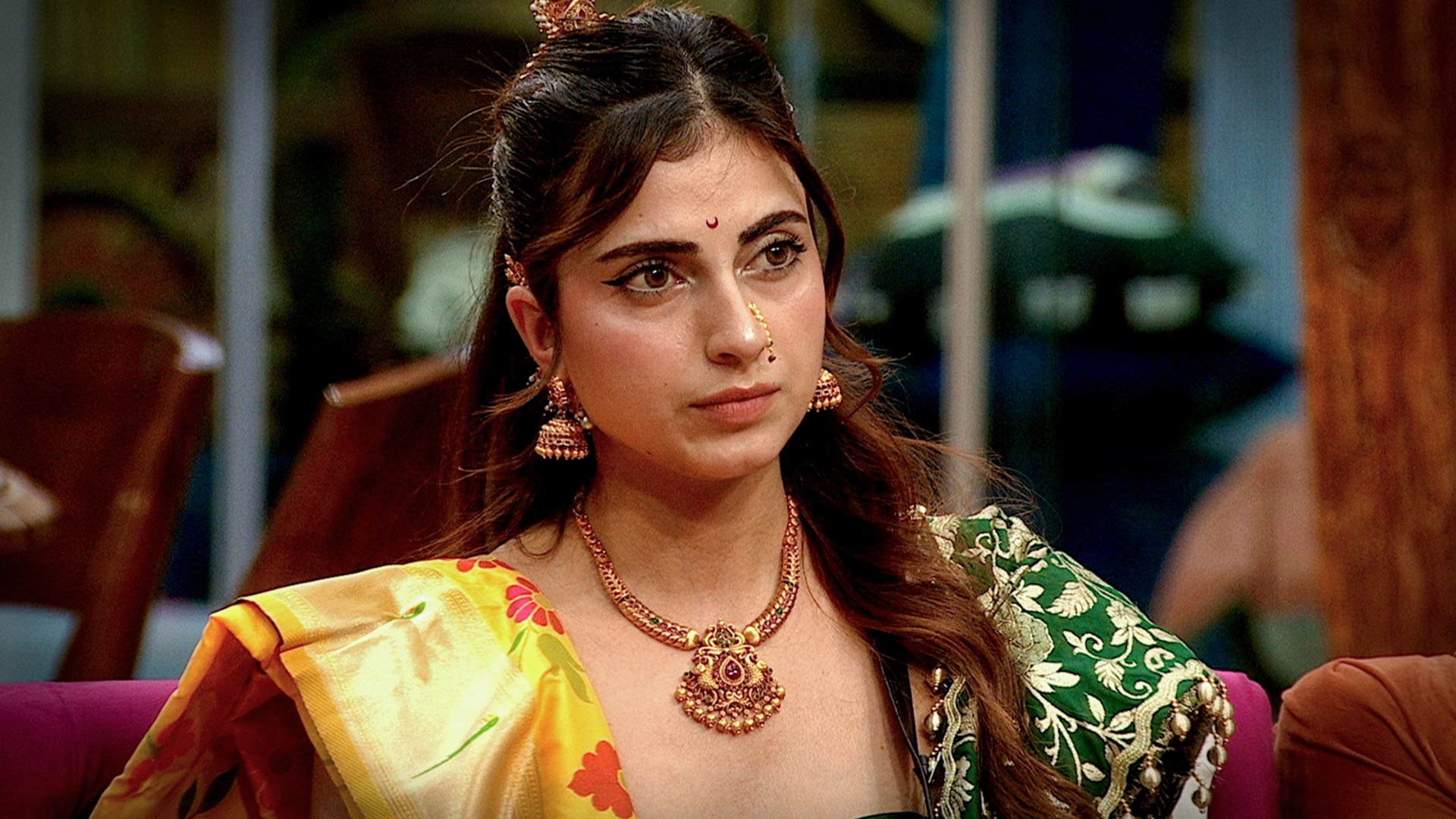 Salman Questions Farhana’s True Personality - JioHotstar