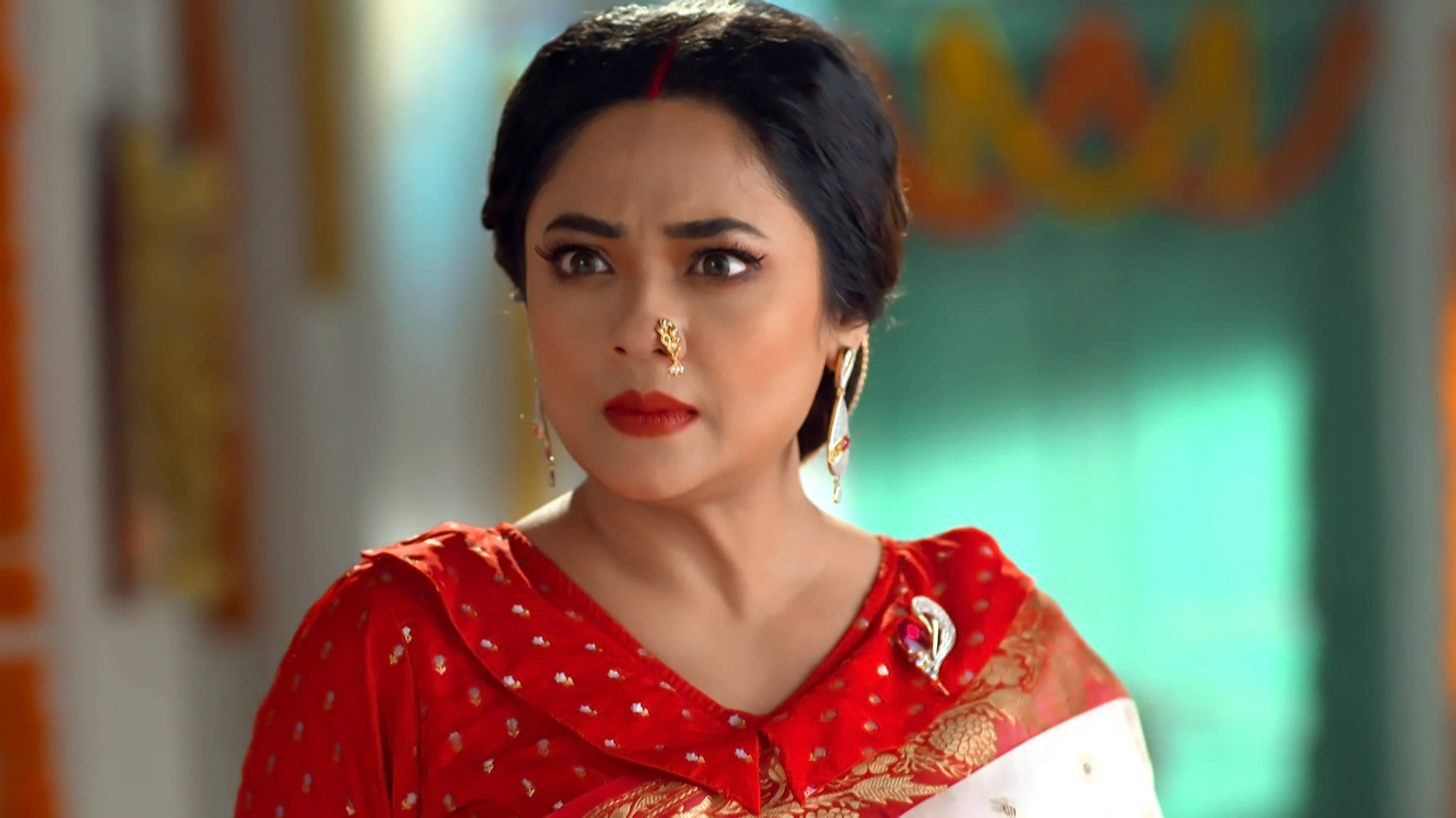 Watch Anurager Chhowa S1 Episode 10 on JioHotstar
