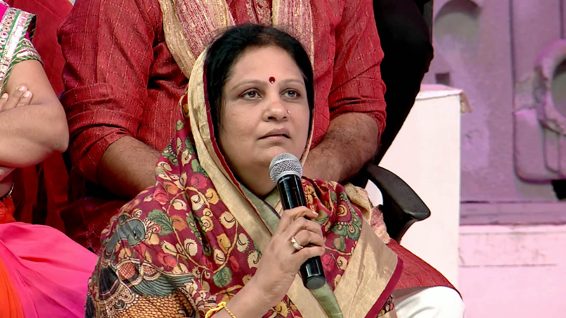 Watch neeya-naana All Episodes | Watcho