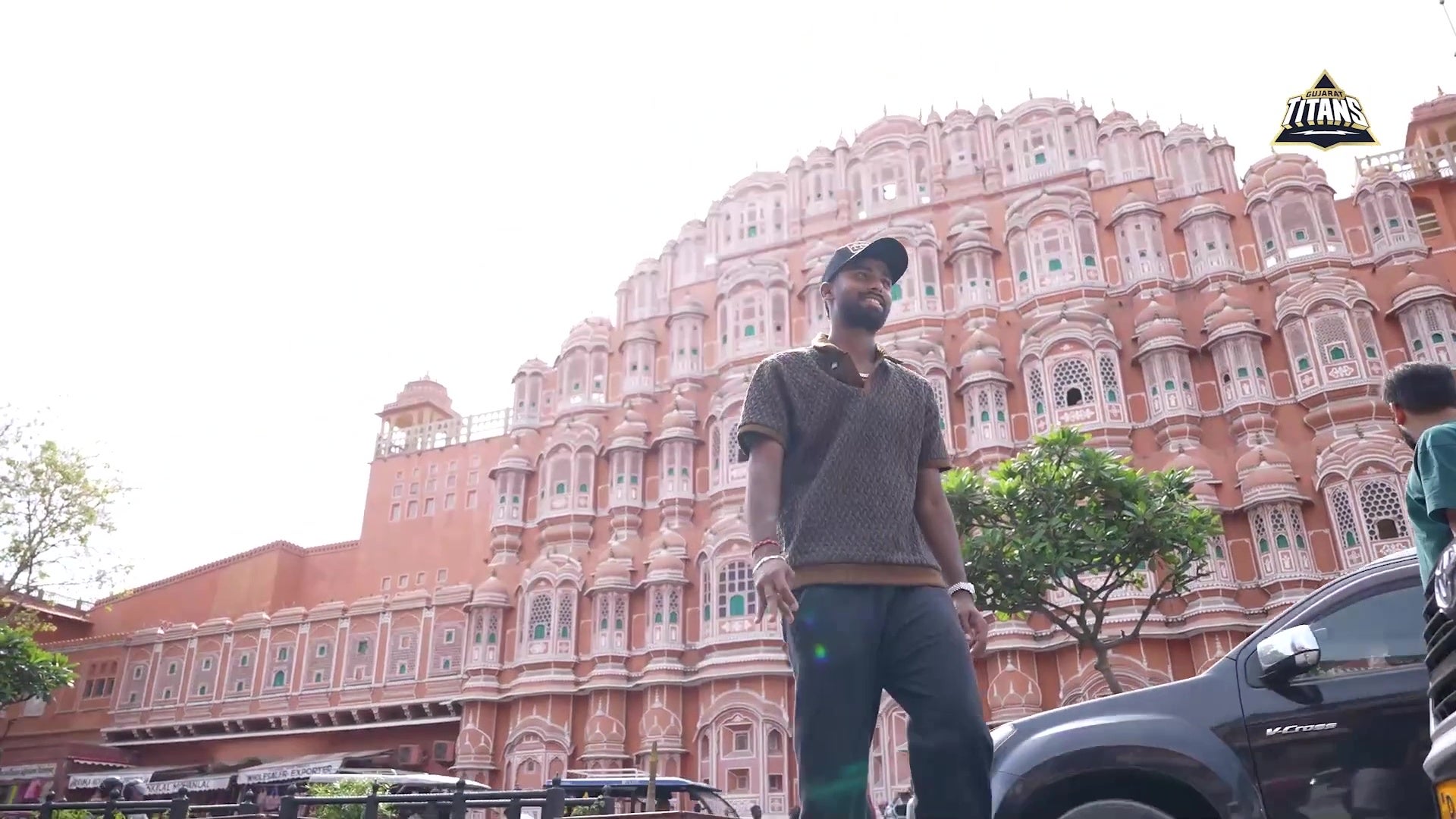 Jaipur Darshan ft. Manav Suthar