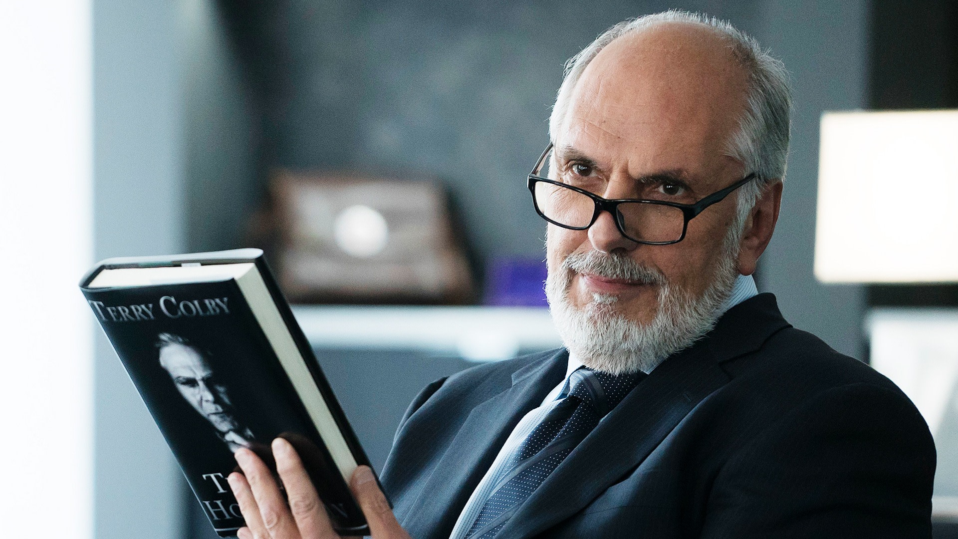 Watch Mr. Robot S2 Episode 9 on JioHotstar