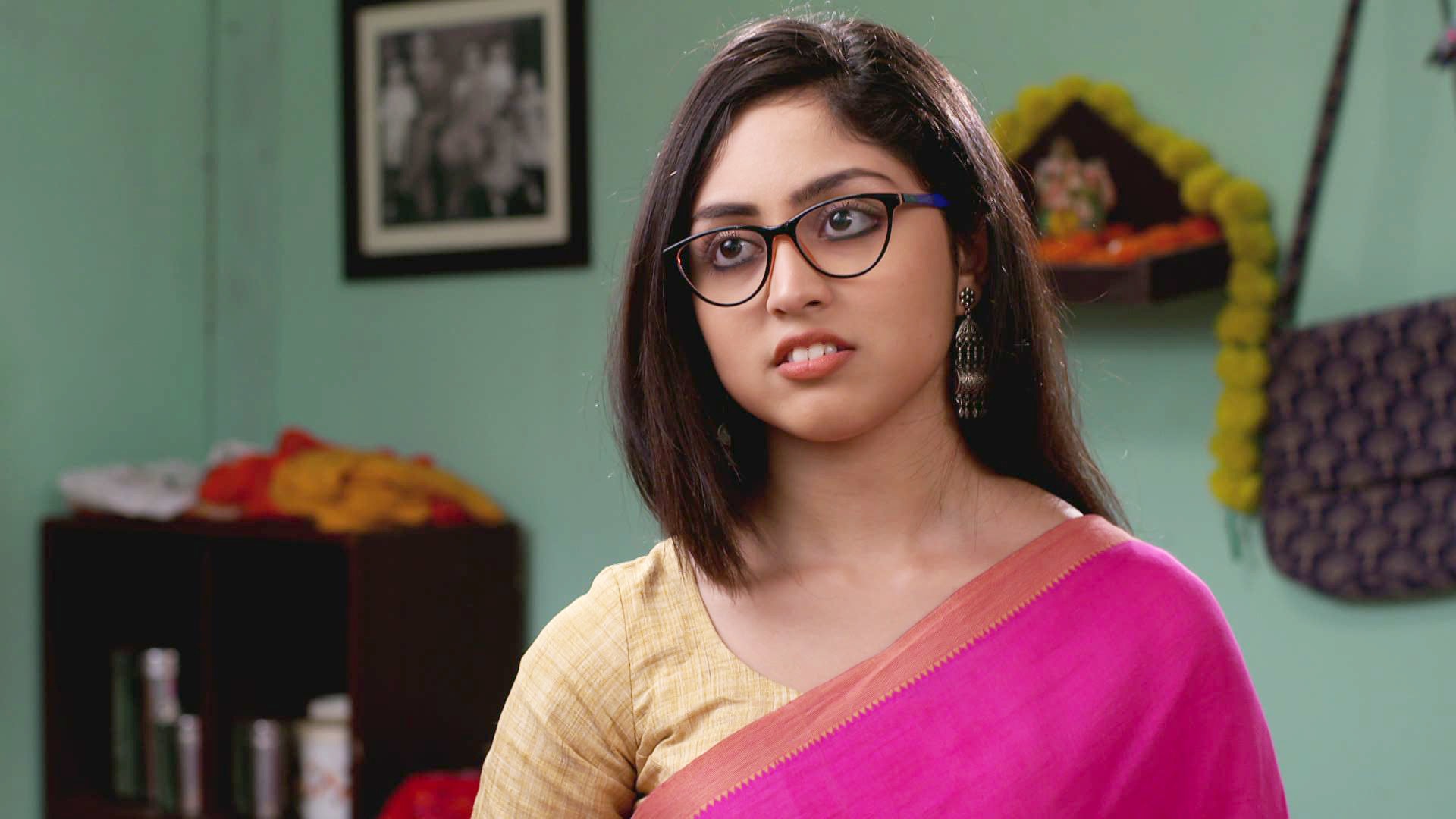 Watch Sreemoyee Episode 740 on JioHotstar