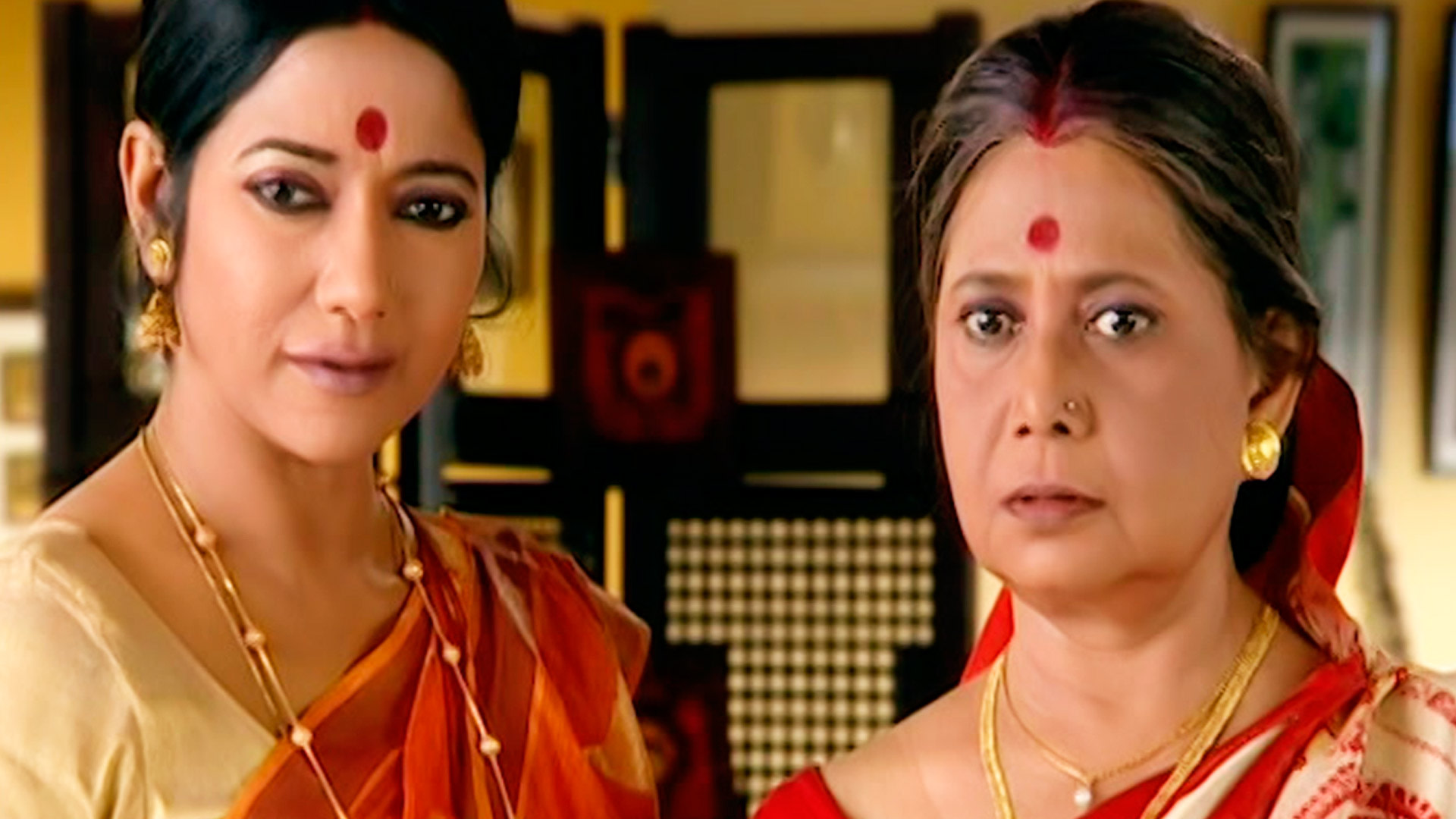 Watch Maa S1 Episode 19 on JioHotstar