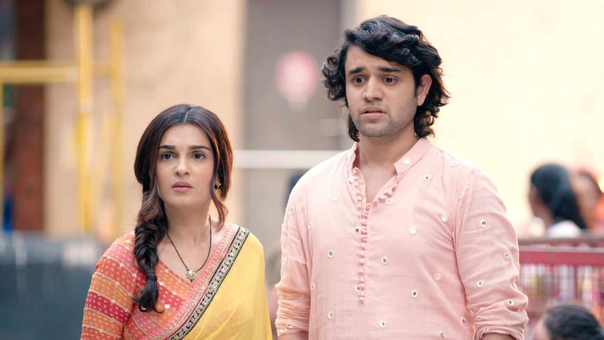 Watch Pandya Store S1 Episode 338 on JioHotstar