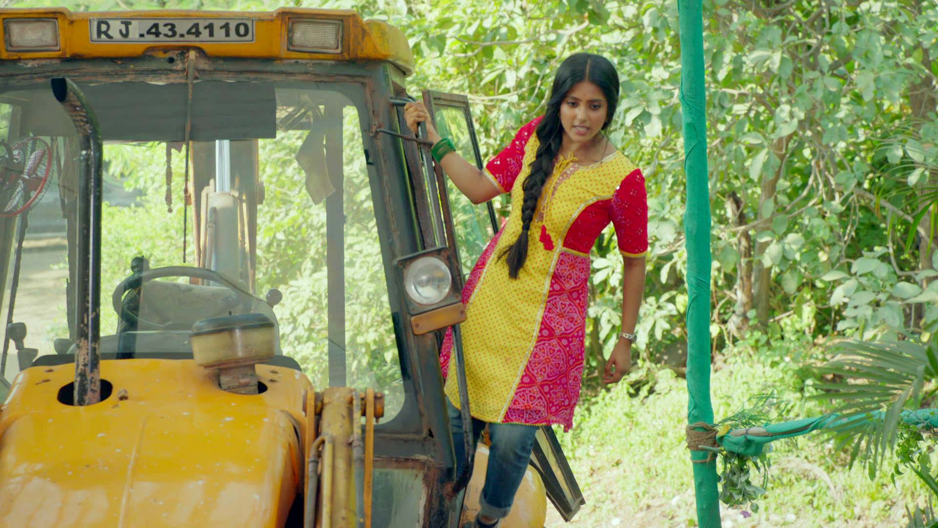 Watch Banni Chow Home Delivery S1 Episode 142 on JioHotstar