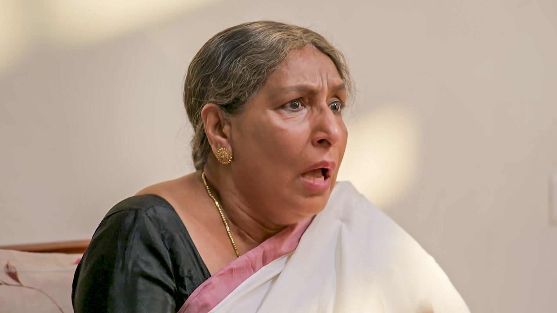 Watch Mazha Thorum Munpe S1 Episode 180 on JioHotstar