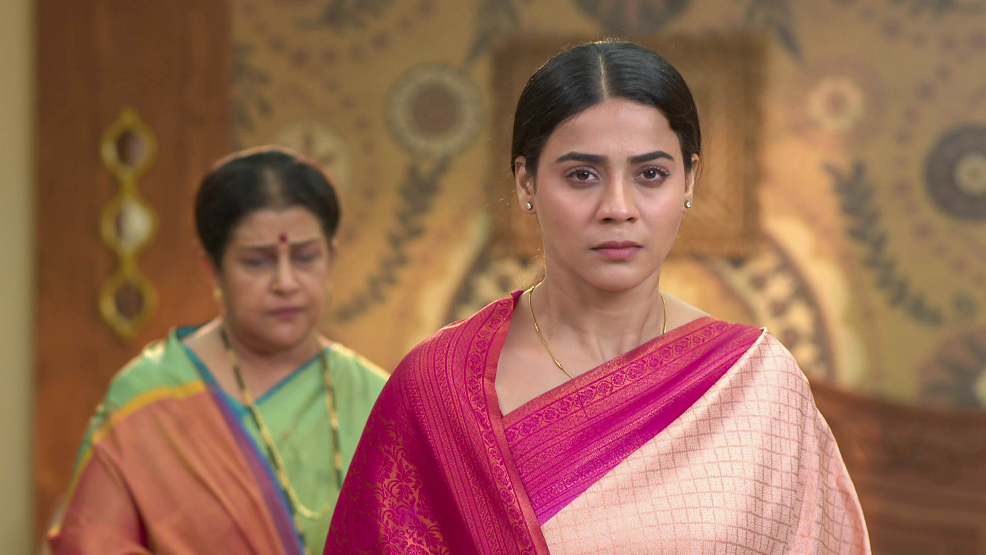 Watch Gharo Ghari Maatichya Chuli S1 Episode 477 on JioHotstar