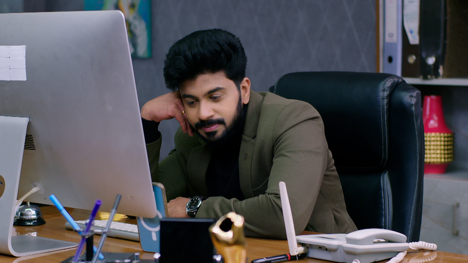 Watch Karimani Episode 378 on JioHotstar