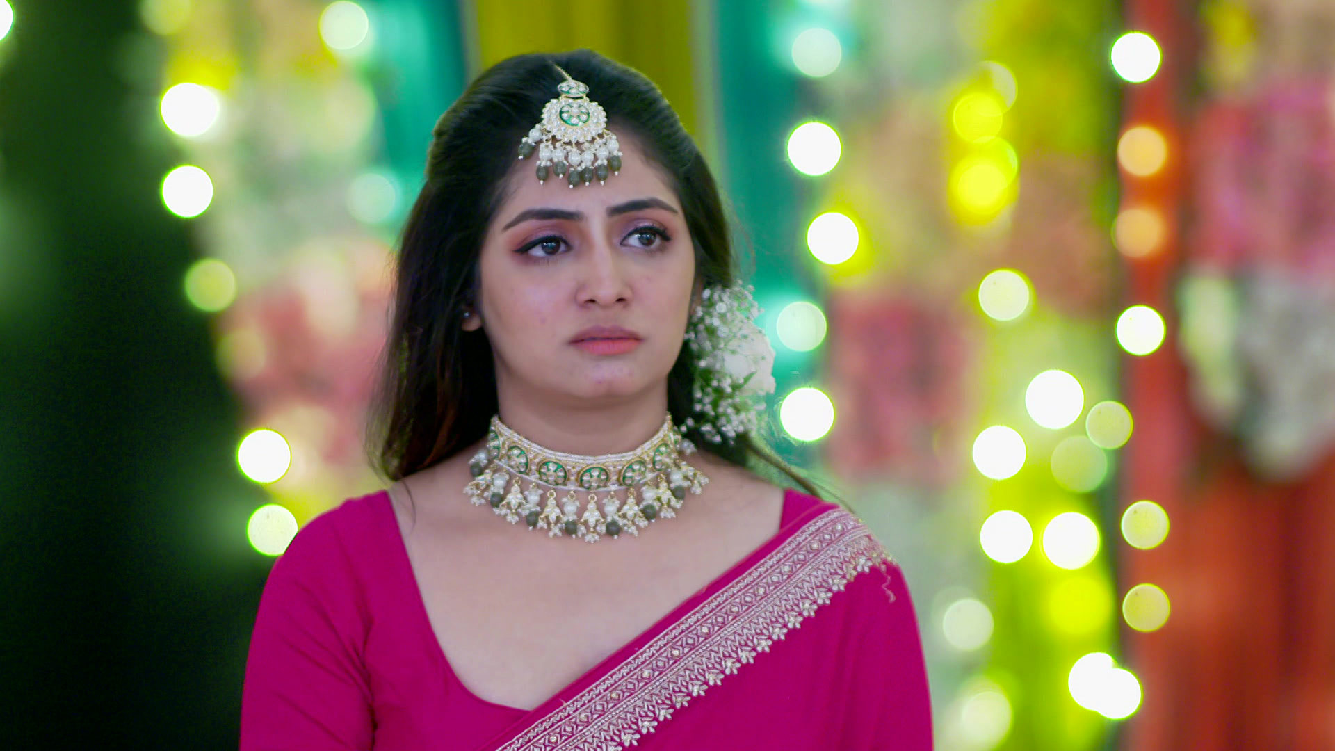 Watch Roshnai Episode 412 on JioHotstar