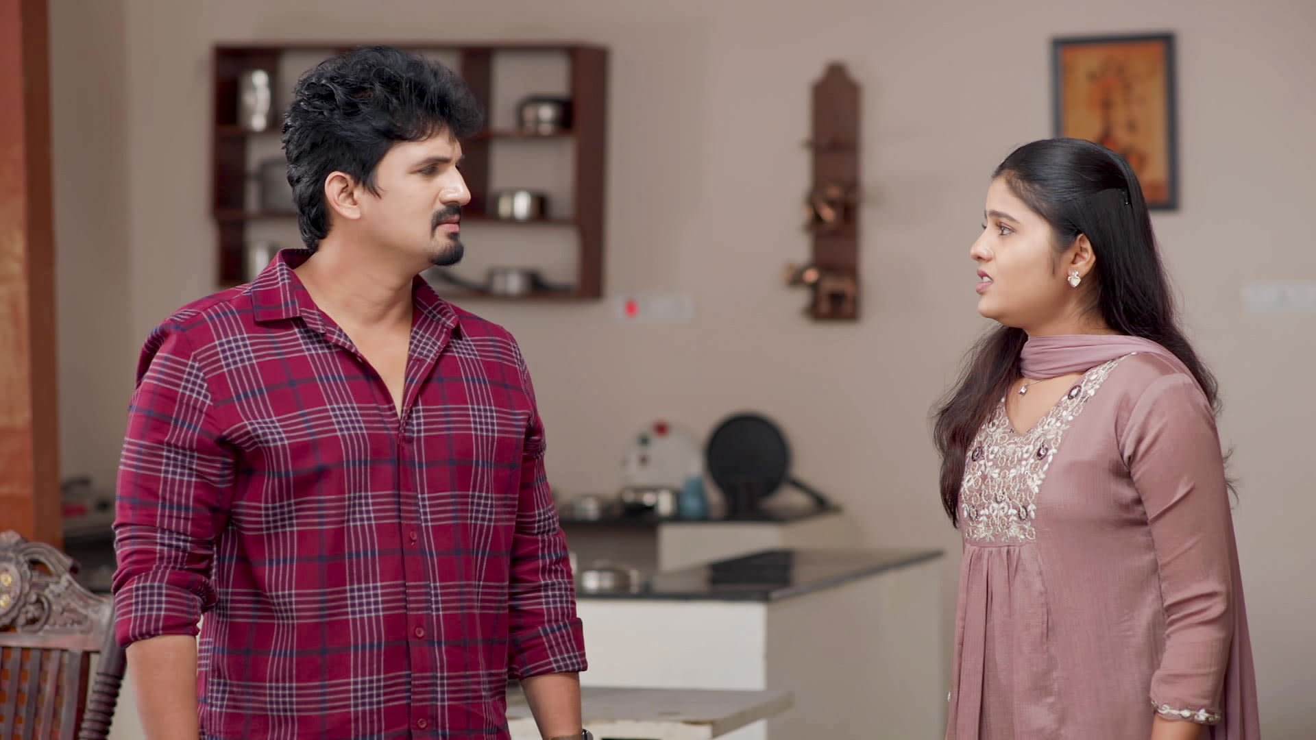 Watch Saptapadi S1 Episode 91 on JioHotstar