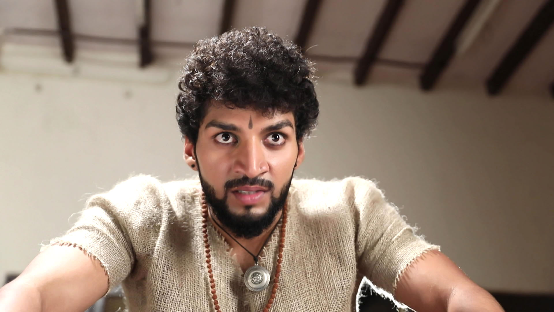 Watch Thaazhampoo S1 Episode 42 on JioHotstar