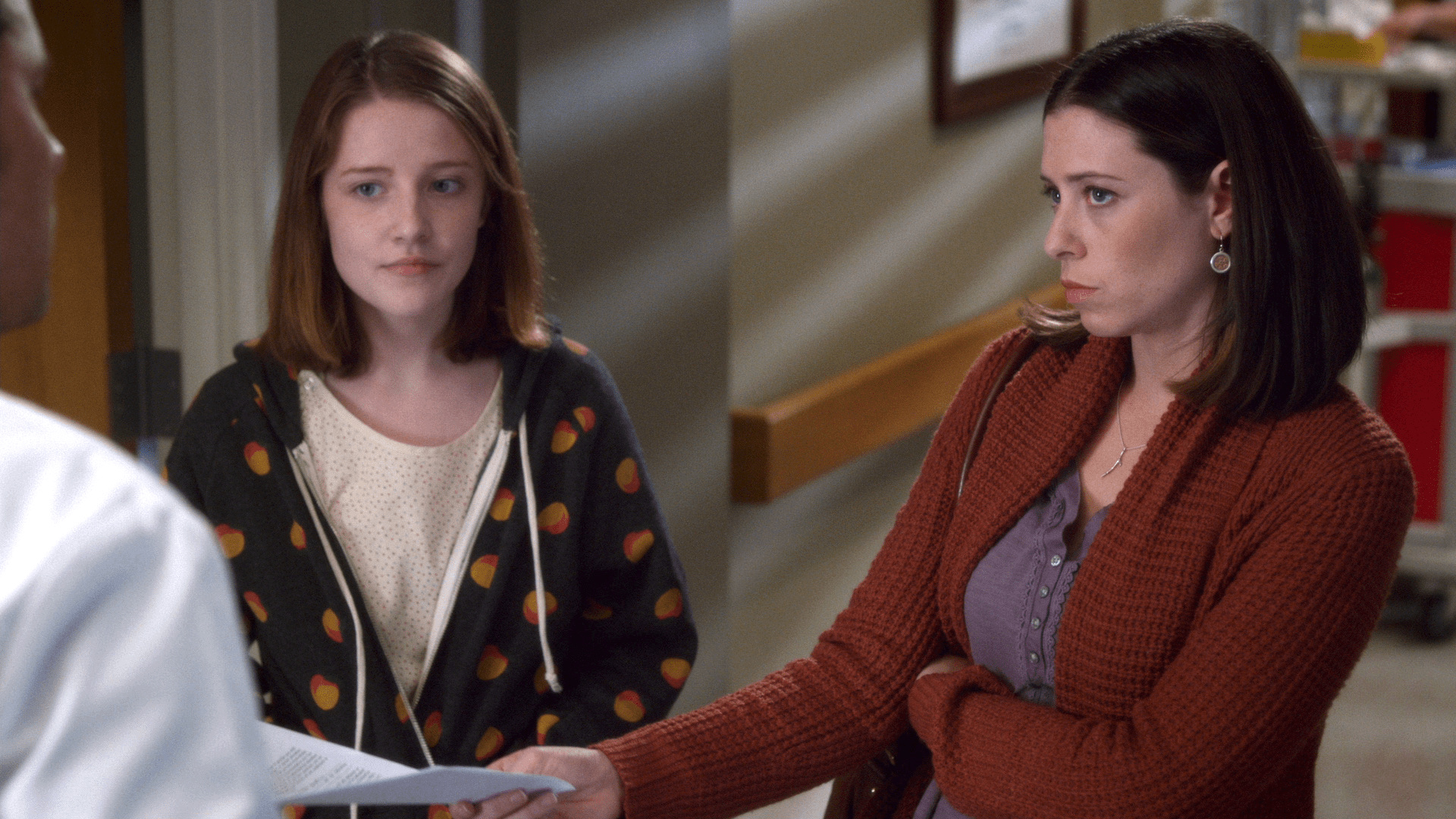 Watch Grey's Anatomy Episode 10 on Disney+