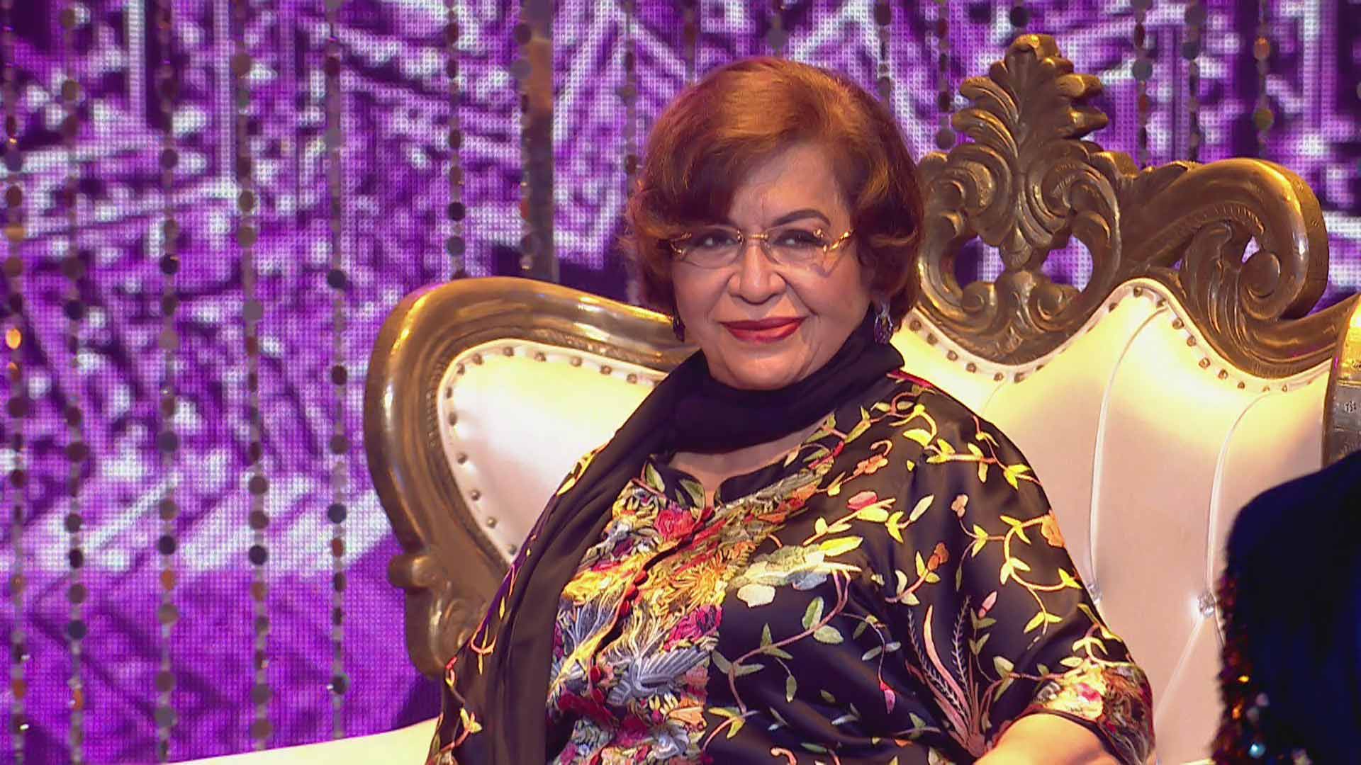Watch Retro Special with Helen! Online