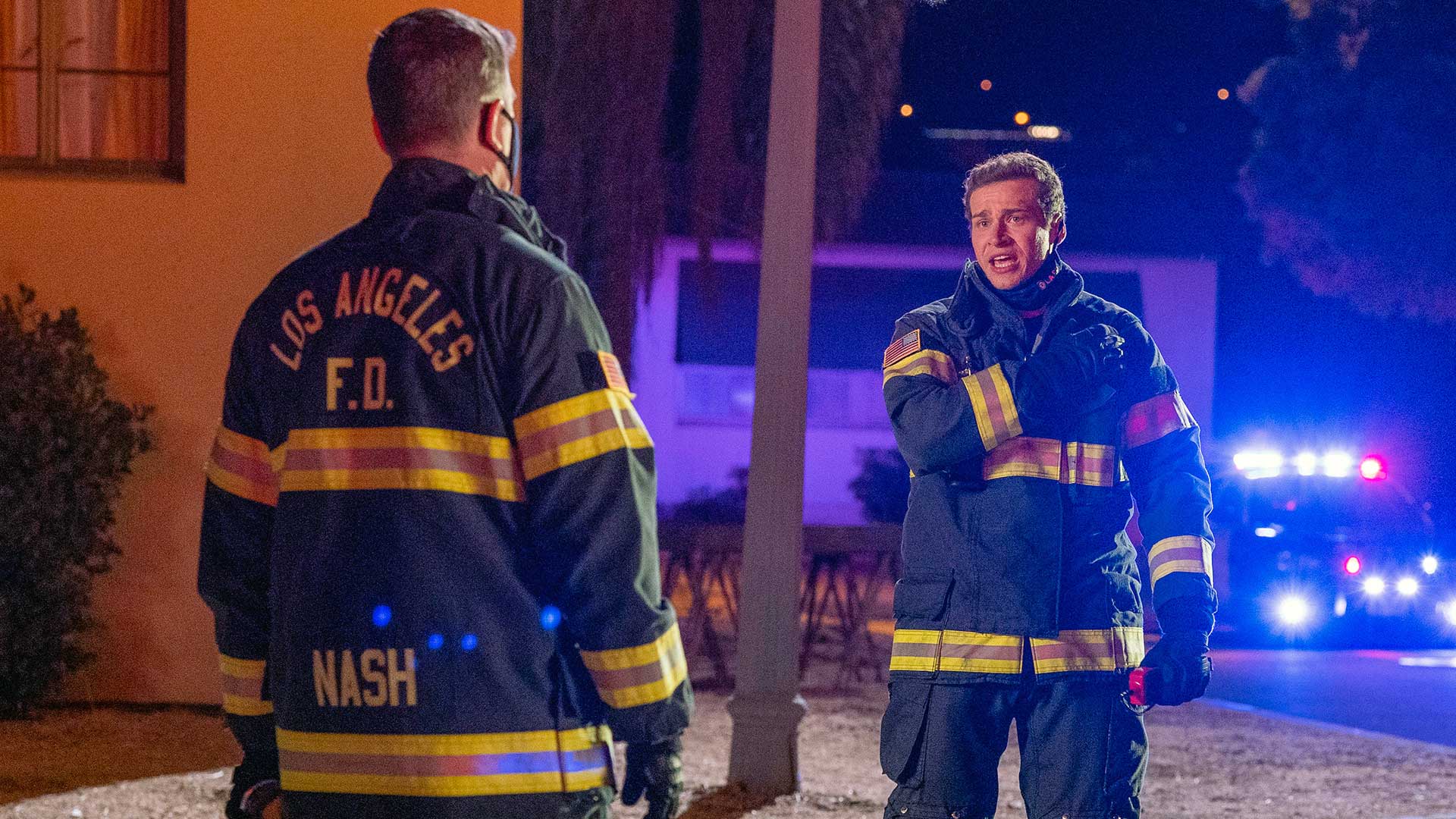 Nonton Jinx Season 4 Episode 6 - Jinx di Disney+