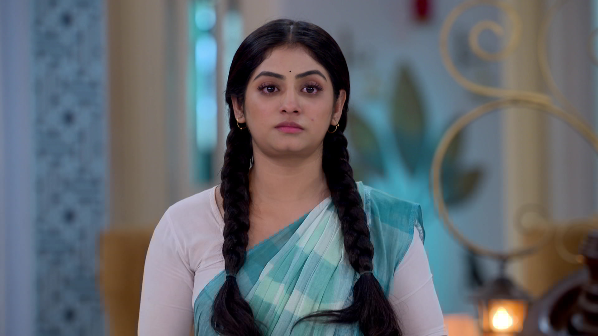 Watch Bangla Medium Episode 28 on JioHotstar