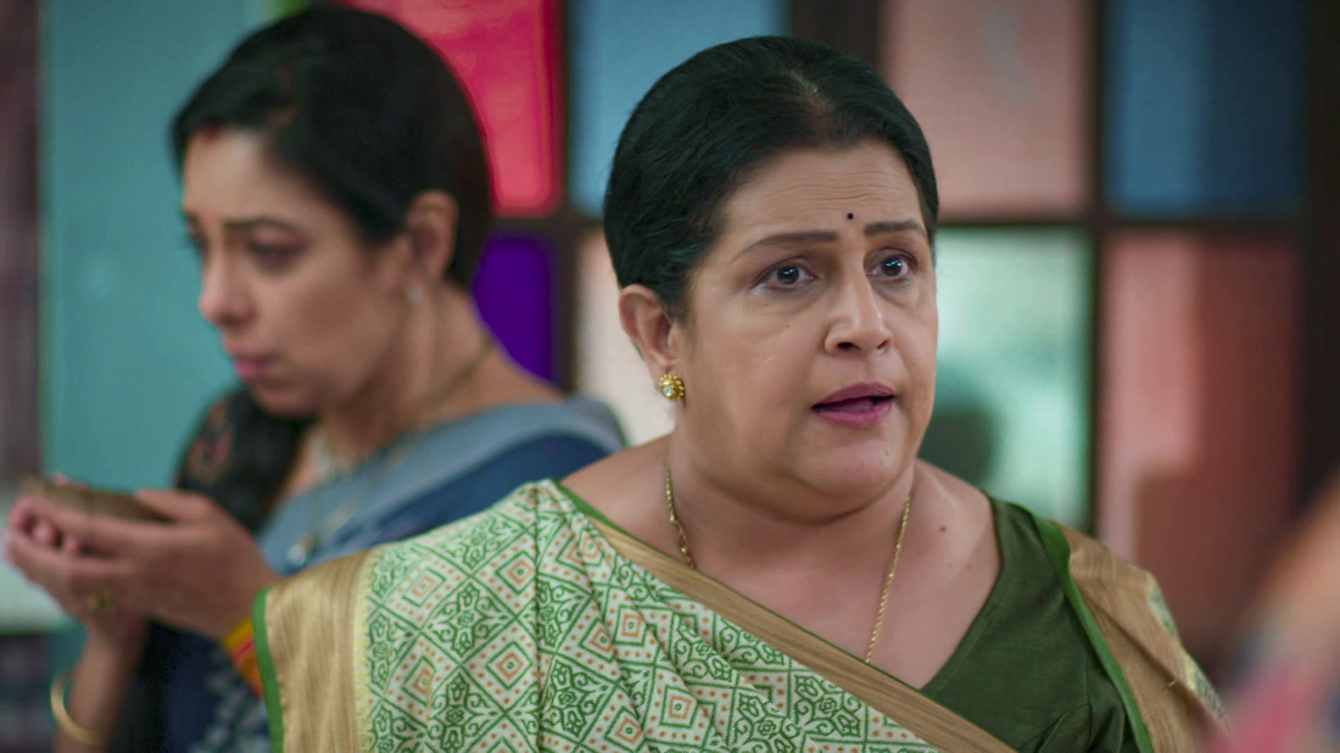 Watch Anupama - Sarvagunaa Sampanne Episode 882 on JioHotstar