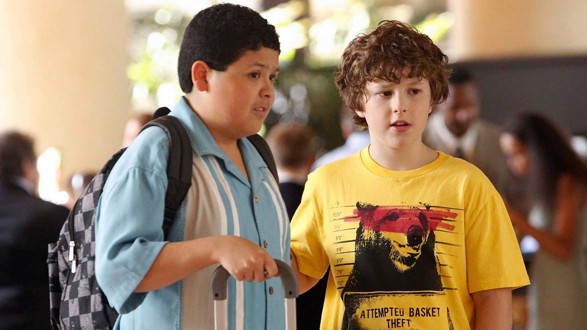 Watch Modern Family Episode 8 on Disney+ South Africa | English Comedy ...