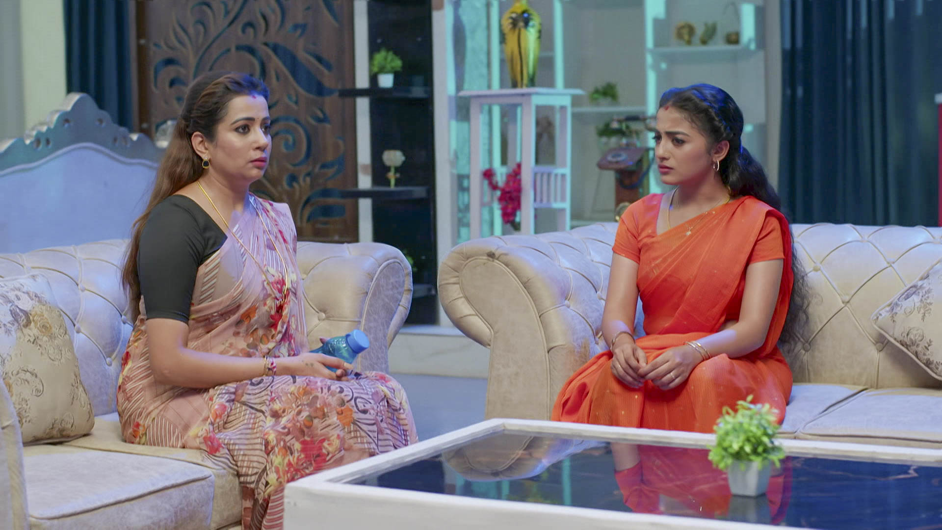 Watch Geetha L.L.B S1 Episode 152 on JioHotstar