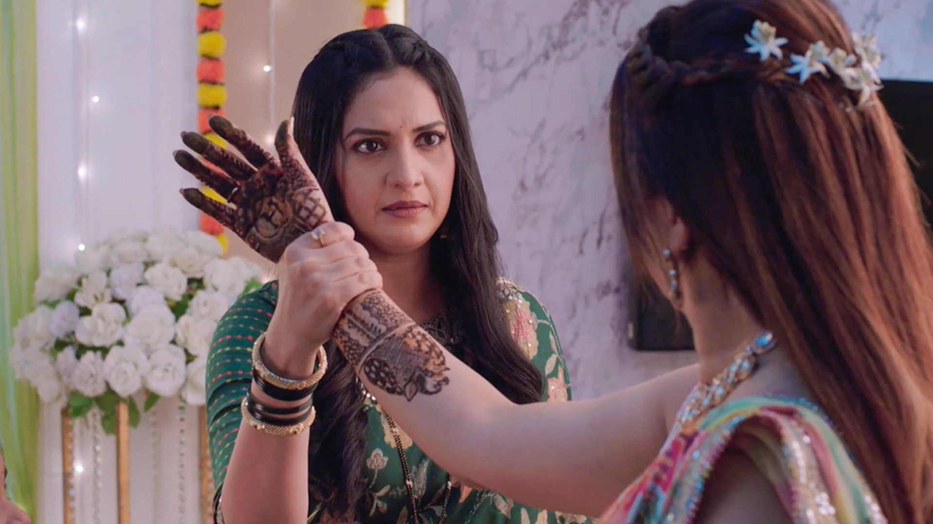 Watch a clip from Mukta Stands by Sai - Promo on Hotstar
