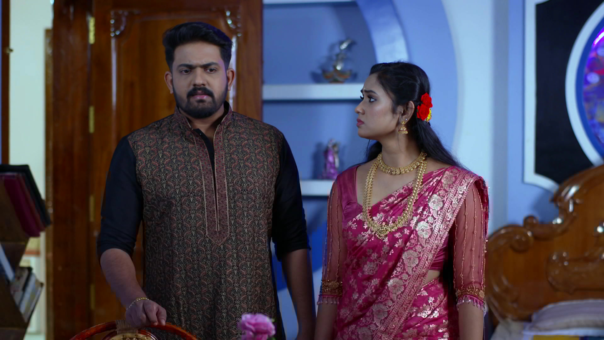 Watch Patharamattu Episode 421 on JioHotstar