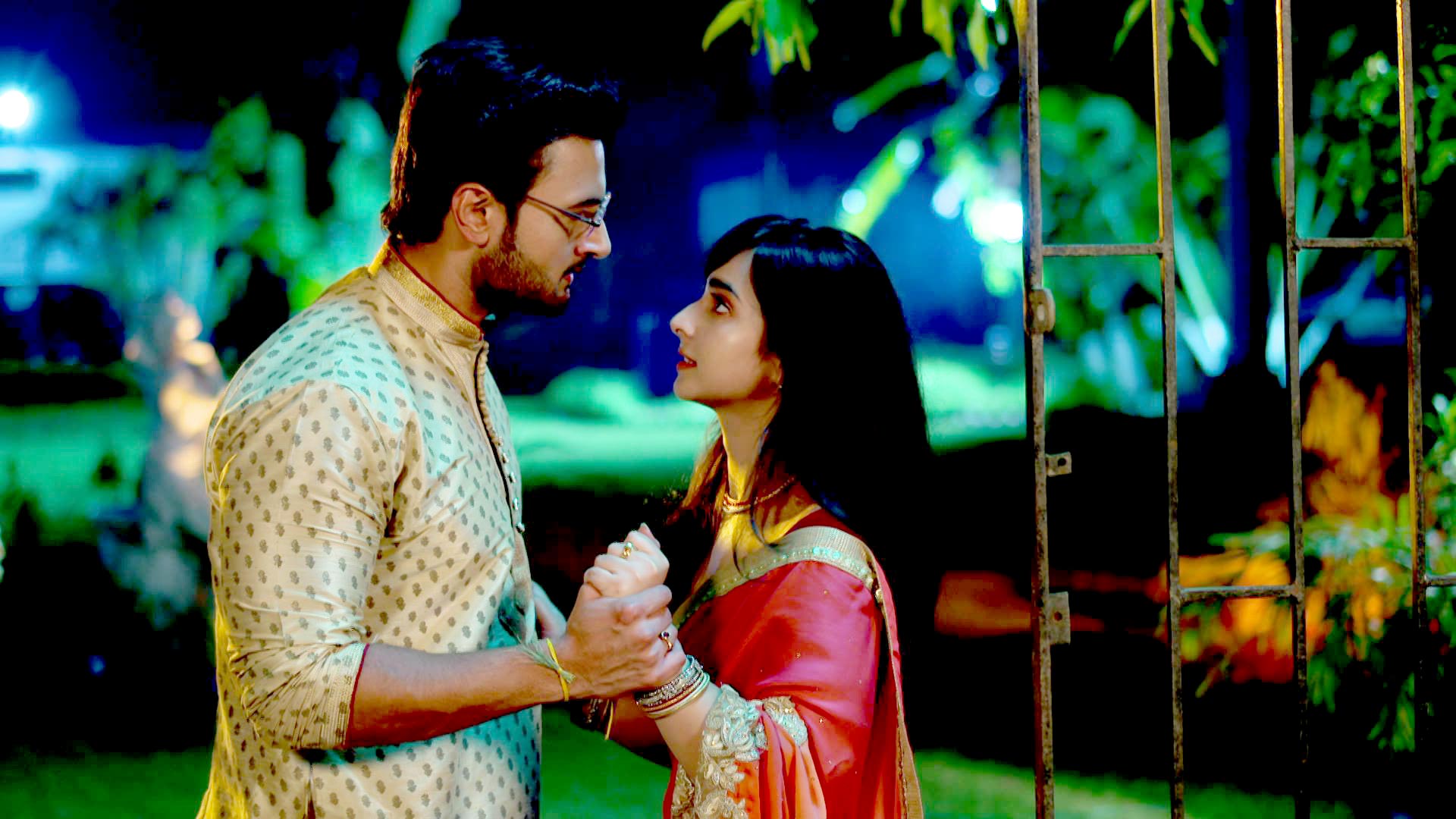 Watch Mon Phagun S1 Episode 332 on JioHotstar