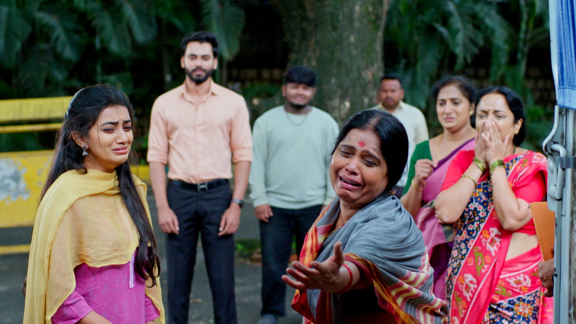 Watch Bhargavi LL.B Episode 148 on JioHotstar
