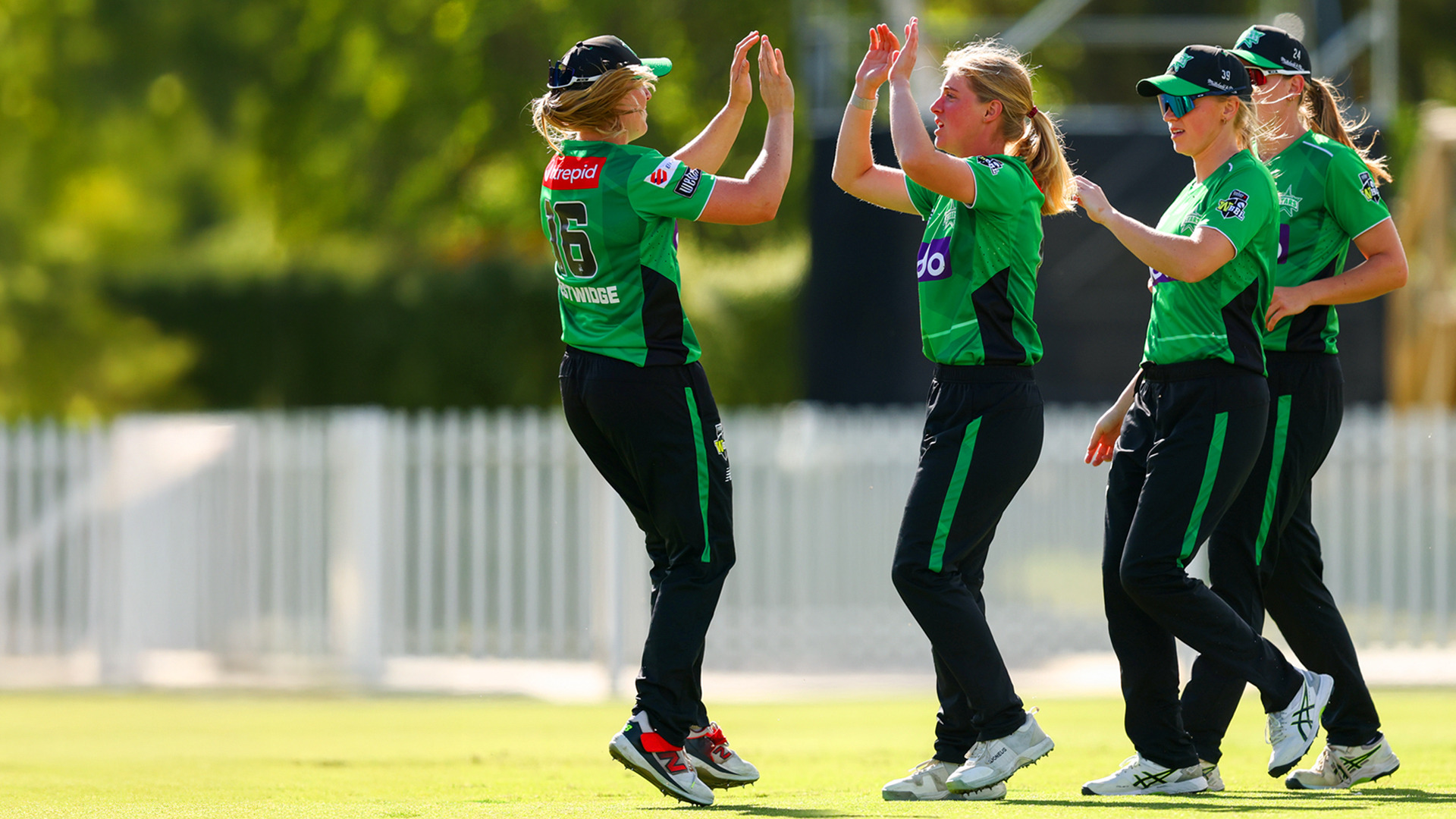 Day's 4/17 vs Hobart Hurricanes