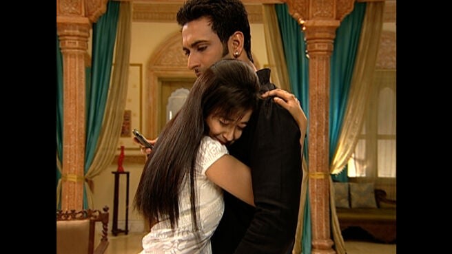 Watch Uttaran S1 Episode 451 on JioHotstar
