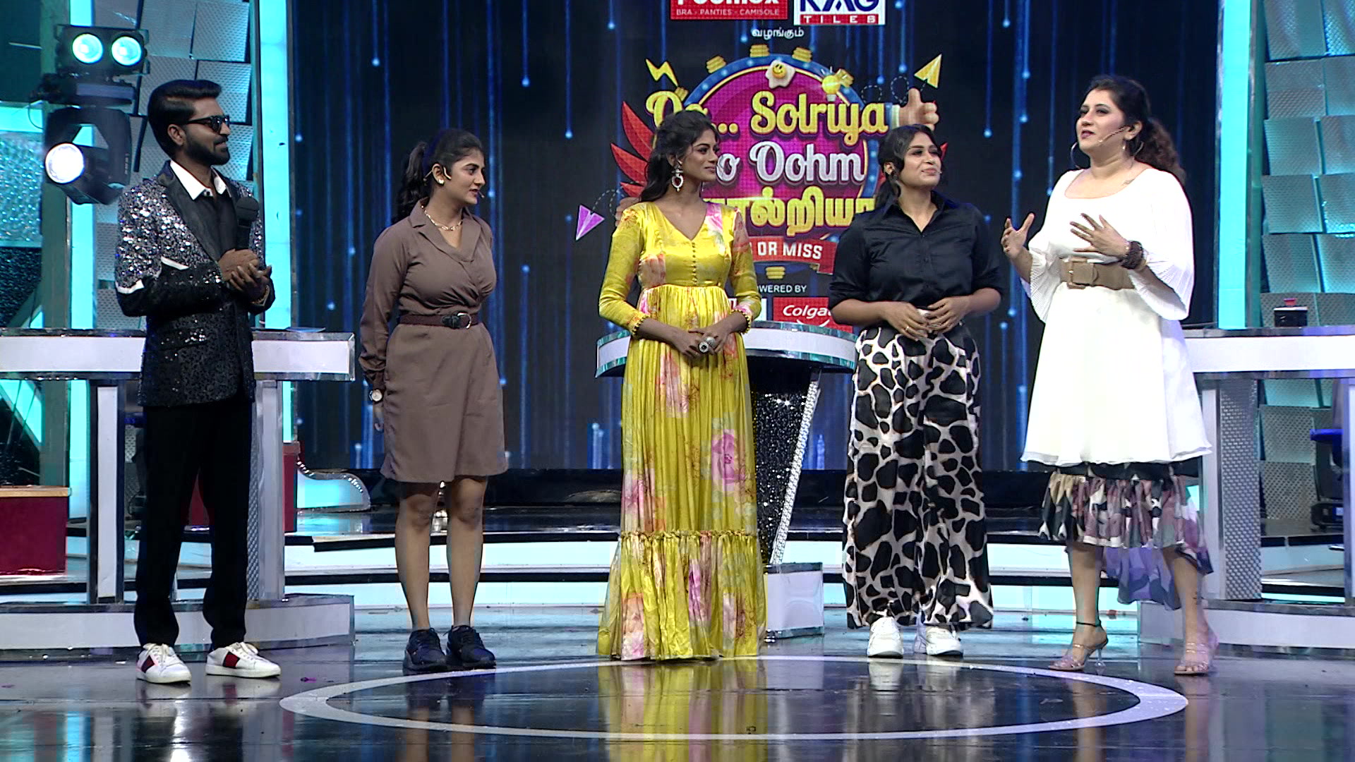 Stream Fun with Your Favourite Stars Season 1 Episode 11 – Fun with ...