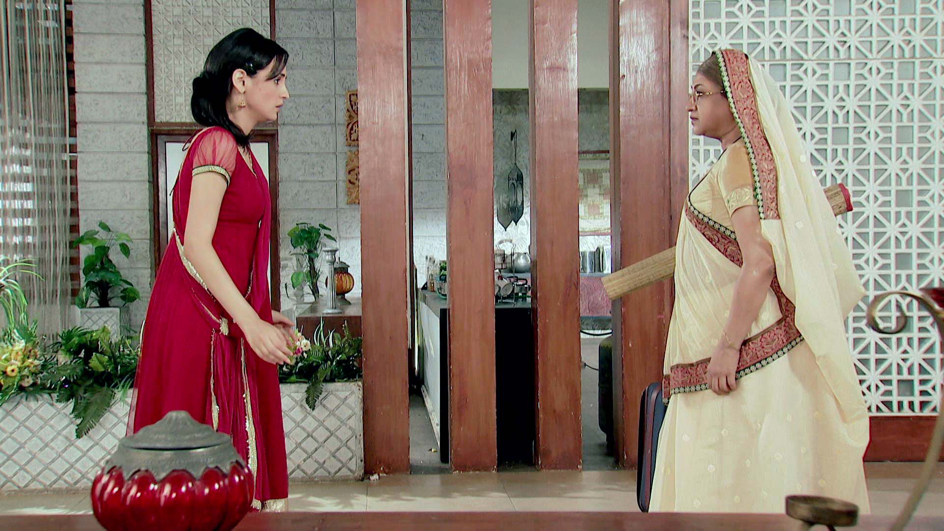 E80 - Subhadra Devi Insults Khushi - JioHotstar