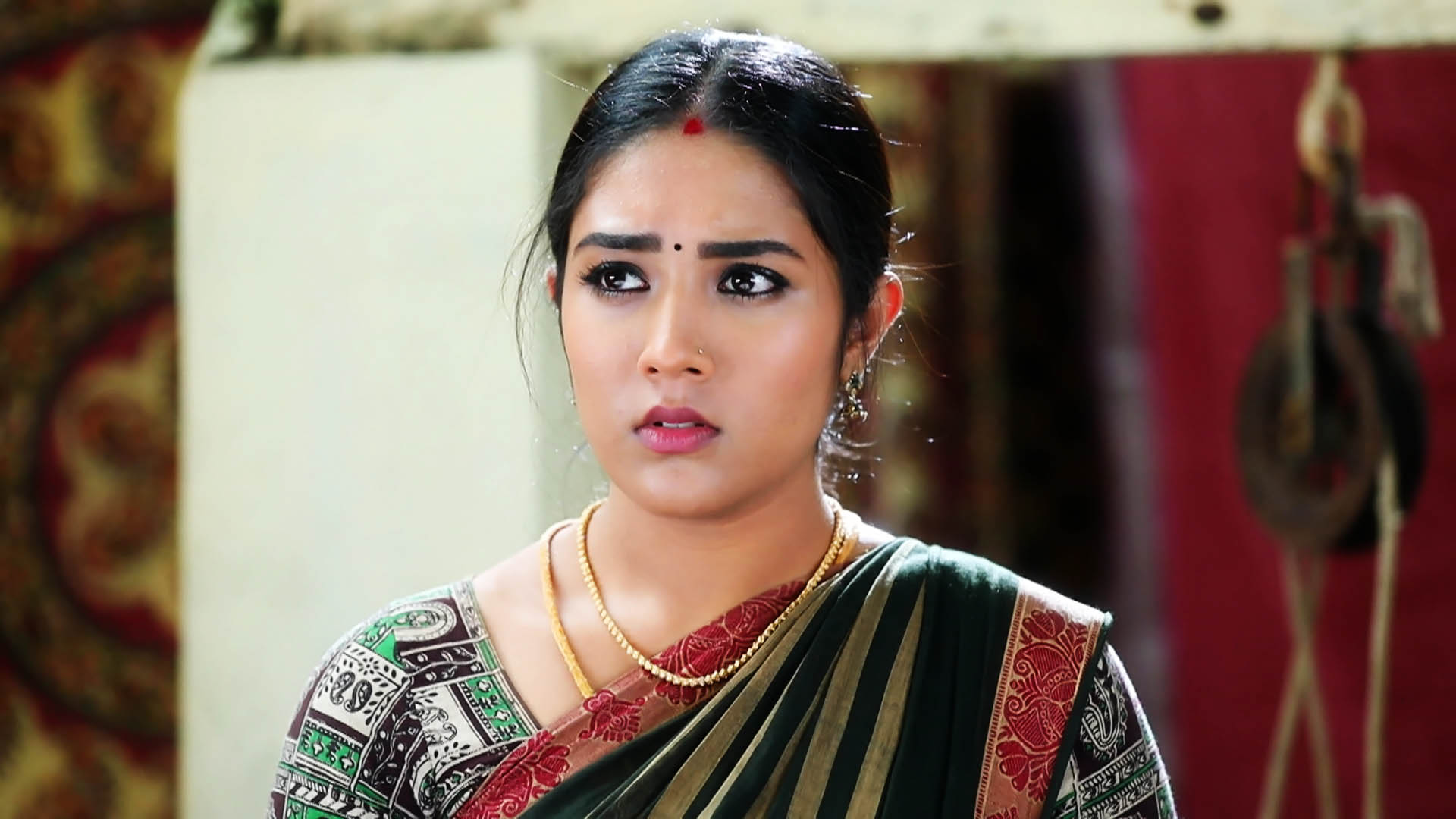 Watch Senthoora Poove Episode 92 on JioHotstar