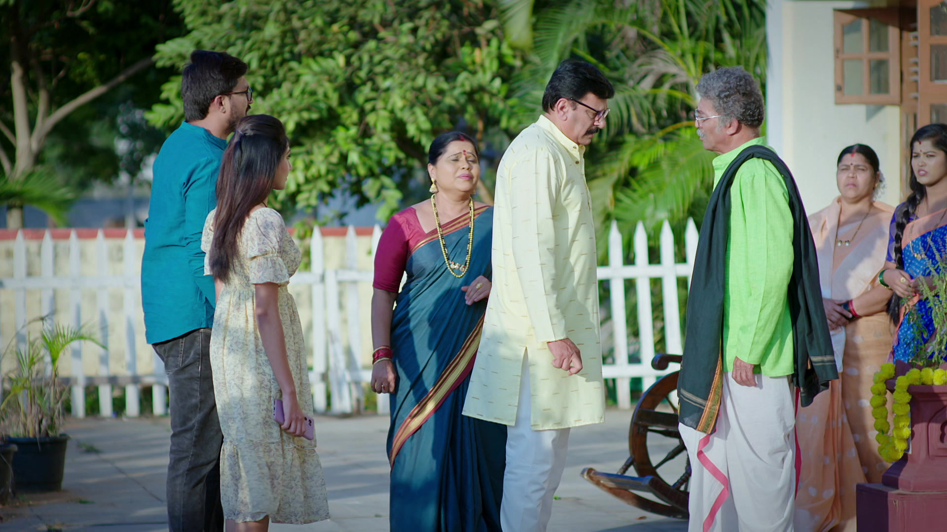 Watch Jenugudu S1 Episode 279 on JioHotstar