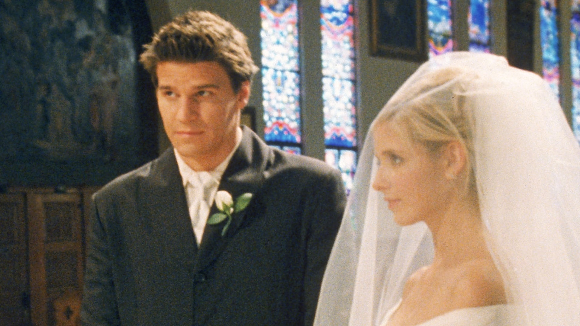 Watch Buffy The Vampire Slayer S3 Episode 21 on Disney+